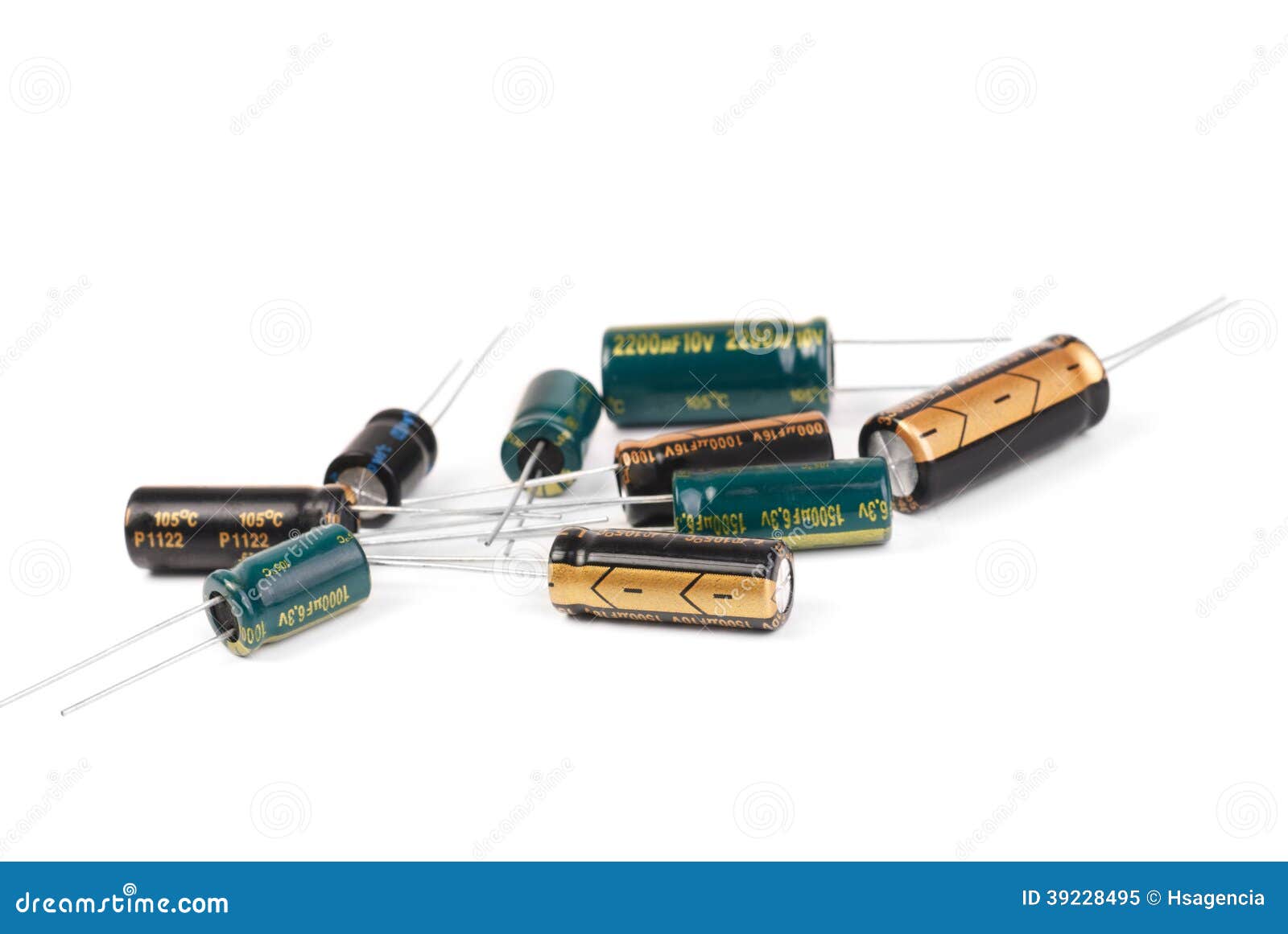 Condensatori elettrolitici immagine stock. Immagine di condensatore ...