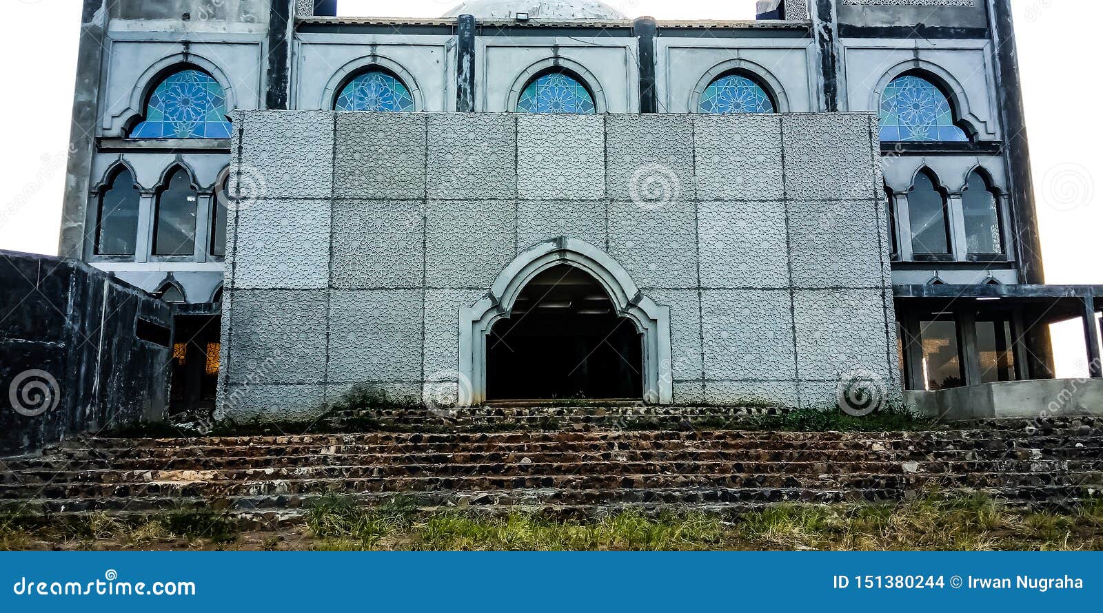In Front of an Unfinished Mosque Stock Photo - Image of construct, nets ...