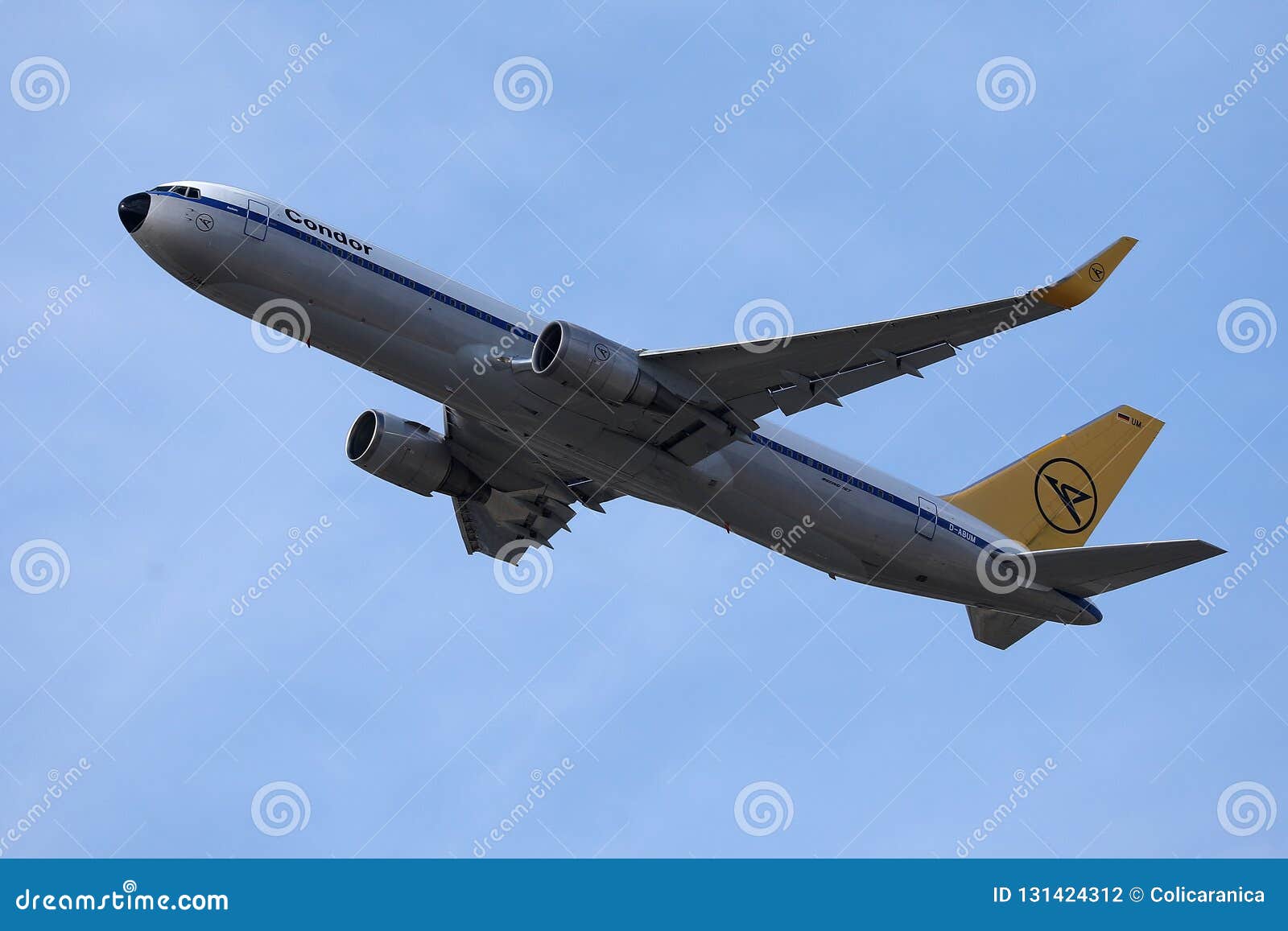 Condor Retro Livery Flying Up in the Sky Editorial Photography - Image ...