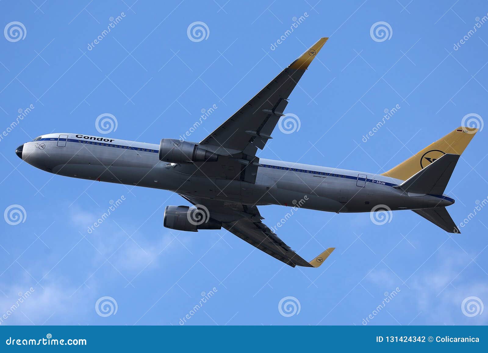 Condor Retro Livery Flying Up in the Sky Editorial Photography - Image ...