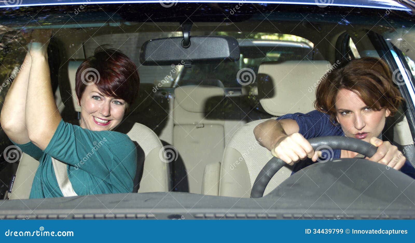 Conducción imprudente imagen de archivo. Imagen de coche - 34439799