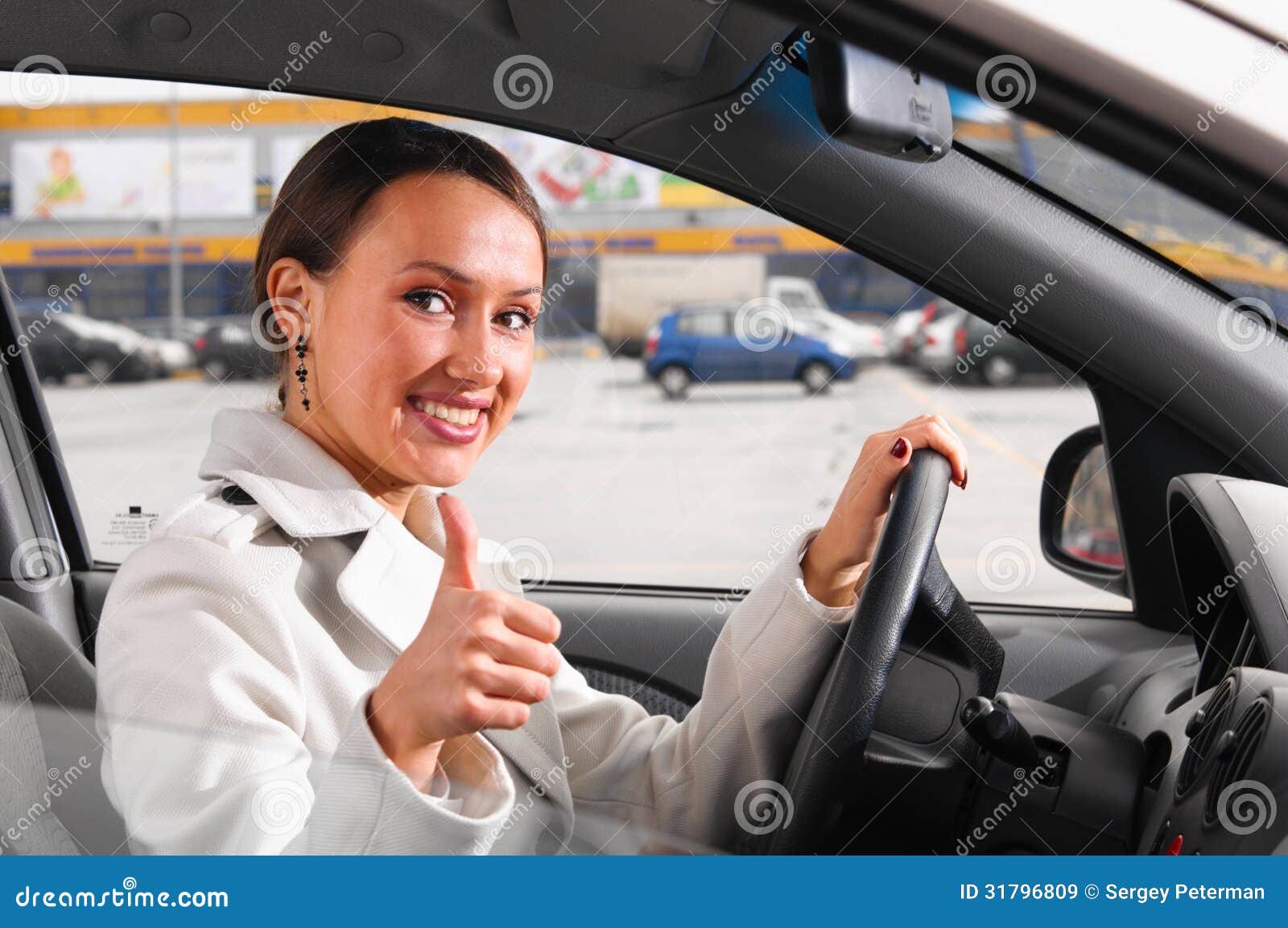 Conductor Feliz De La Mujer Imagen de archivo - Imagen de positivo ...