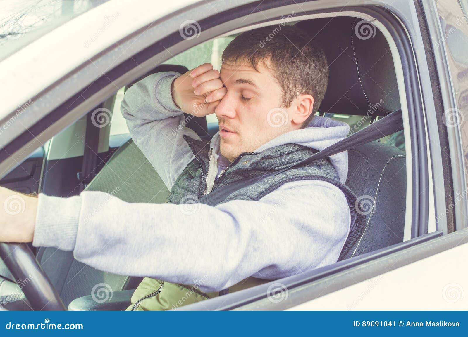 Conductor Furioso E Imprudente Peligro Que Conduce Concepto Imagen de ...