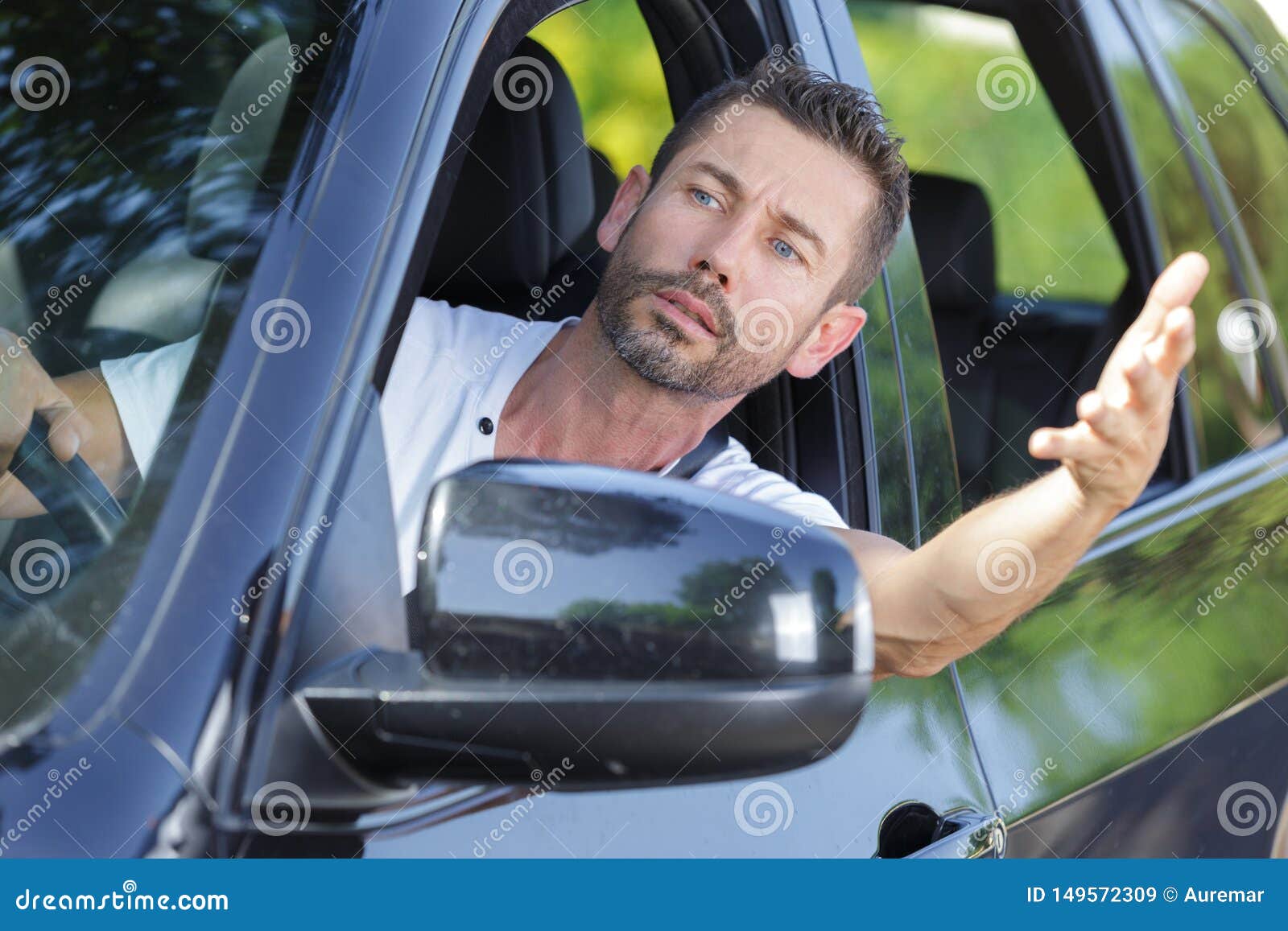 Conductor Masculino Impaciente De La Imagen Imagen de archivo - Imagen ...