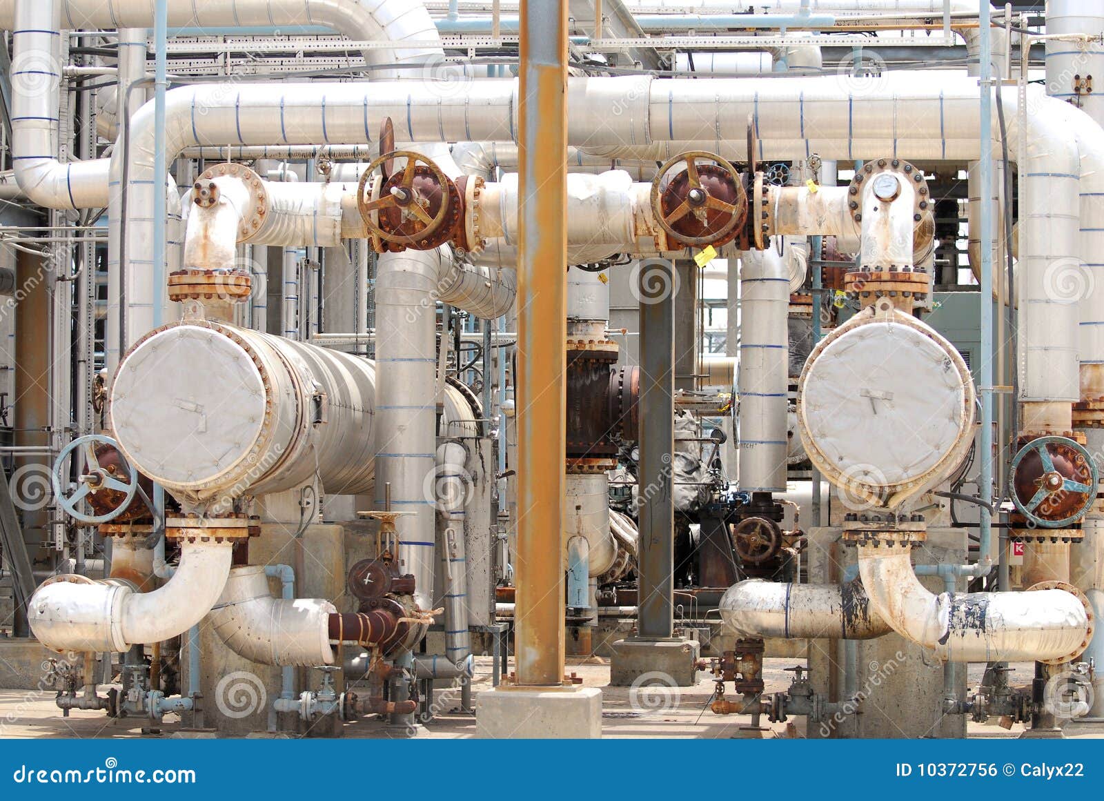 Condutture Di Processo Chimico Fotografia Stock - Immagine di calibri ...