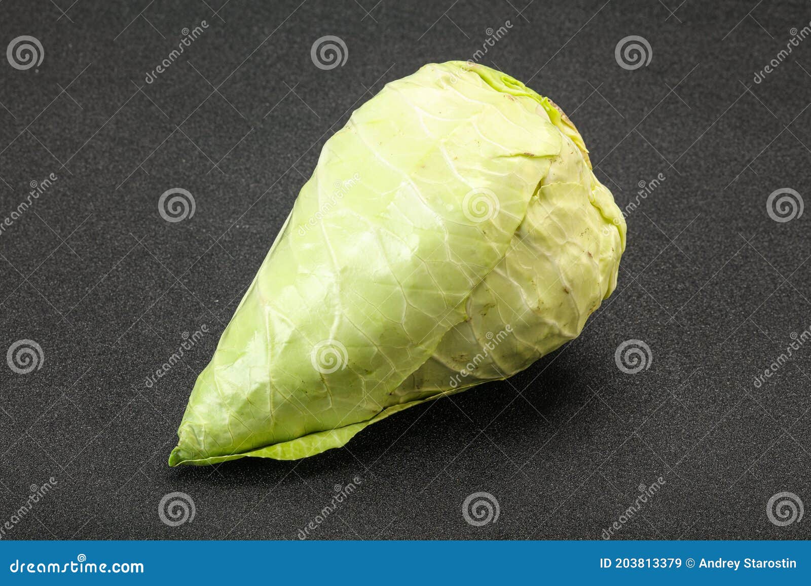 Cone Cabbage for Dietary Cuisine Stock Image - Image of vitamin, leaf ...