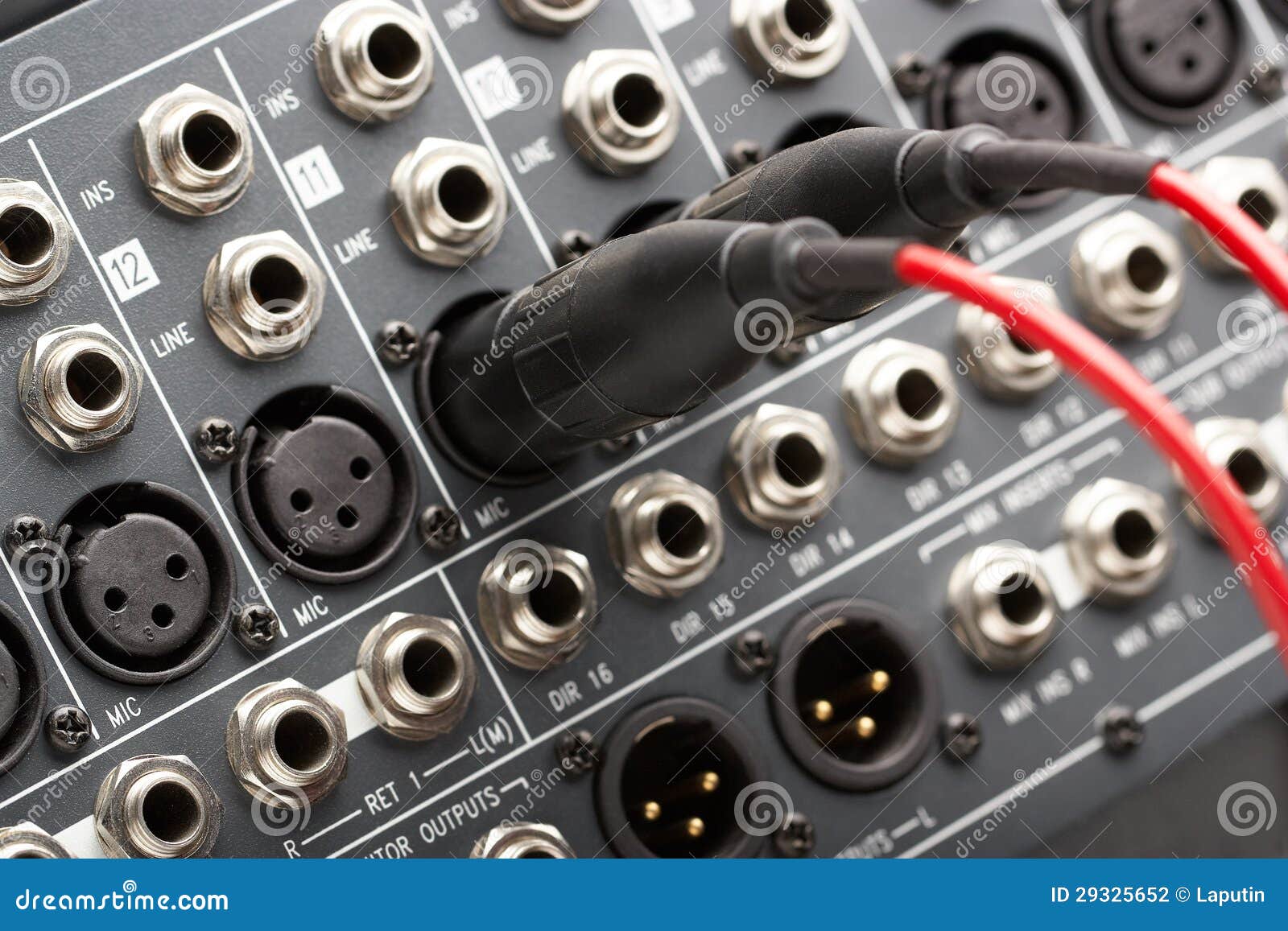 Conectores audios foto de archivo. Imagen de ordenador - 29325652