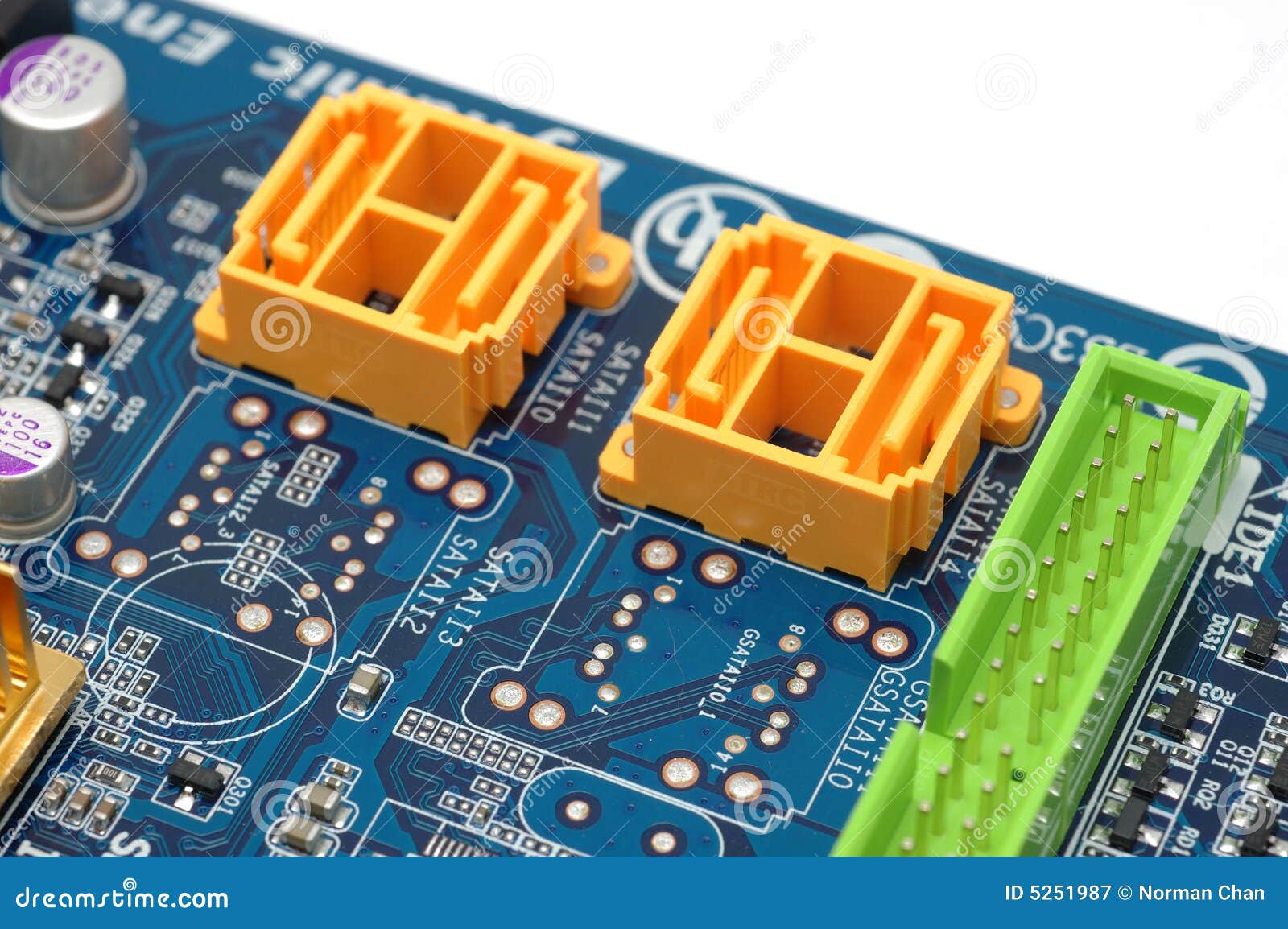Conectores de SATA imagen de archivo. Imagen de ordenador - 5251987