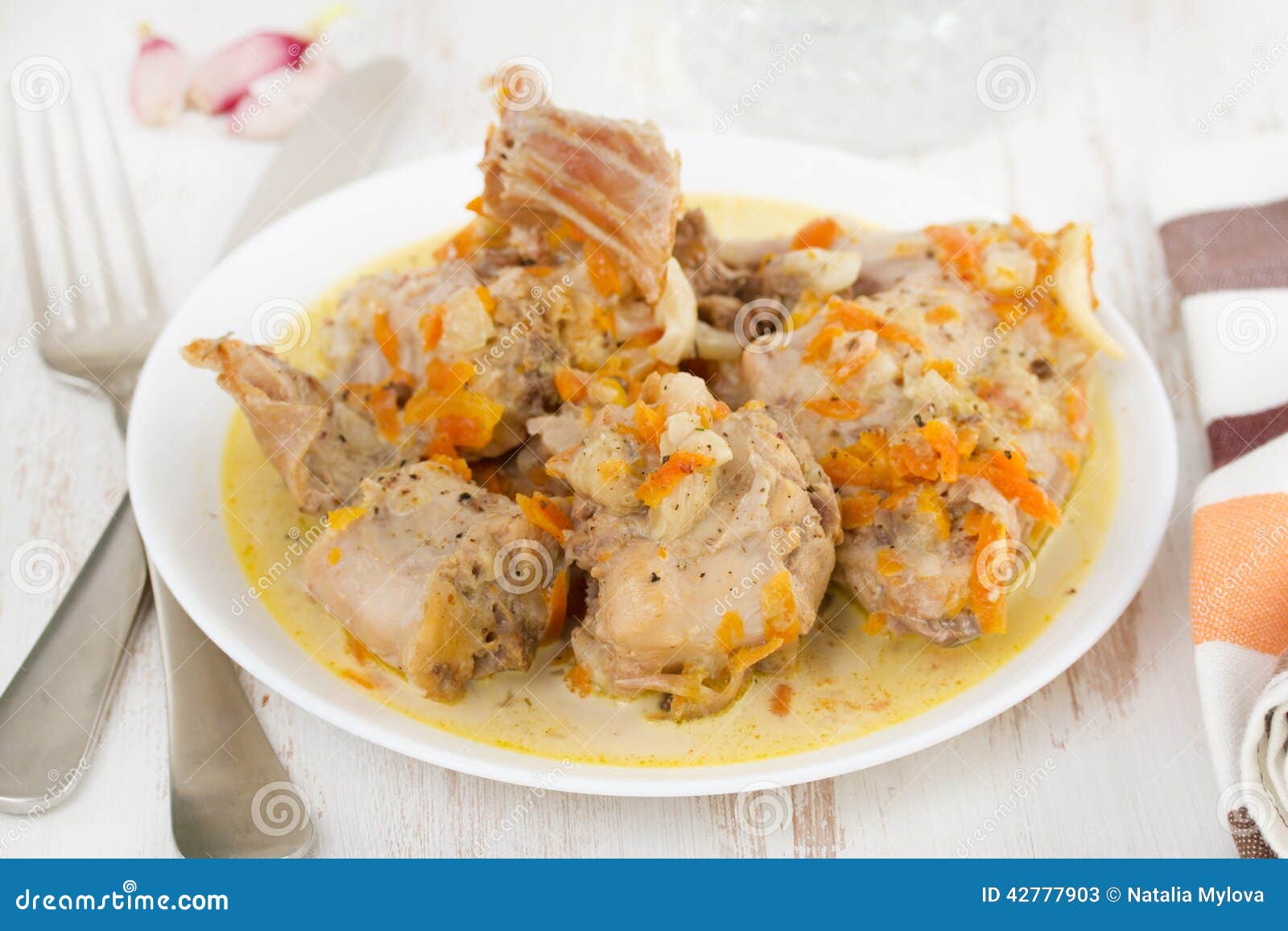 Conejo Hervido Con La Zanahoria Imagen de archivo - Imagen de zanahoria ...