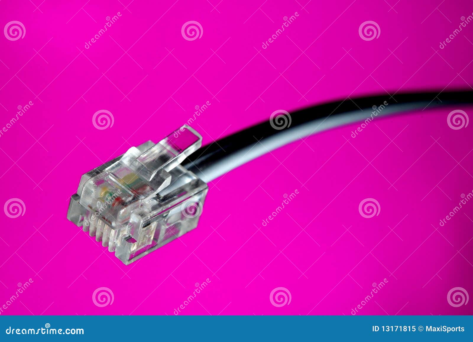 Conexión de cable imagen de archivo. Imagen de ordenador - 13171815