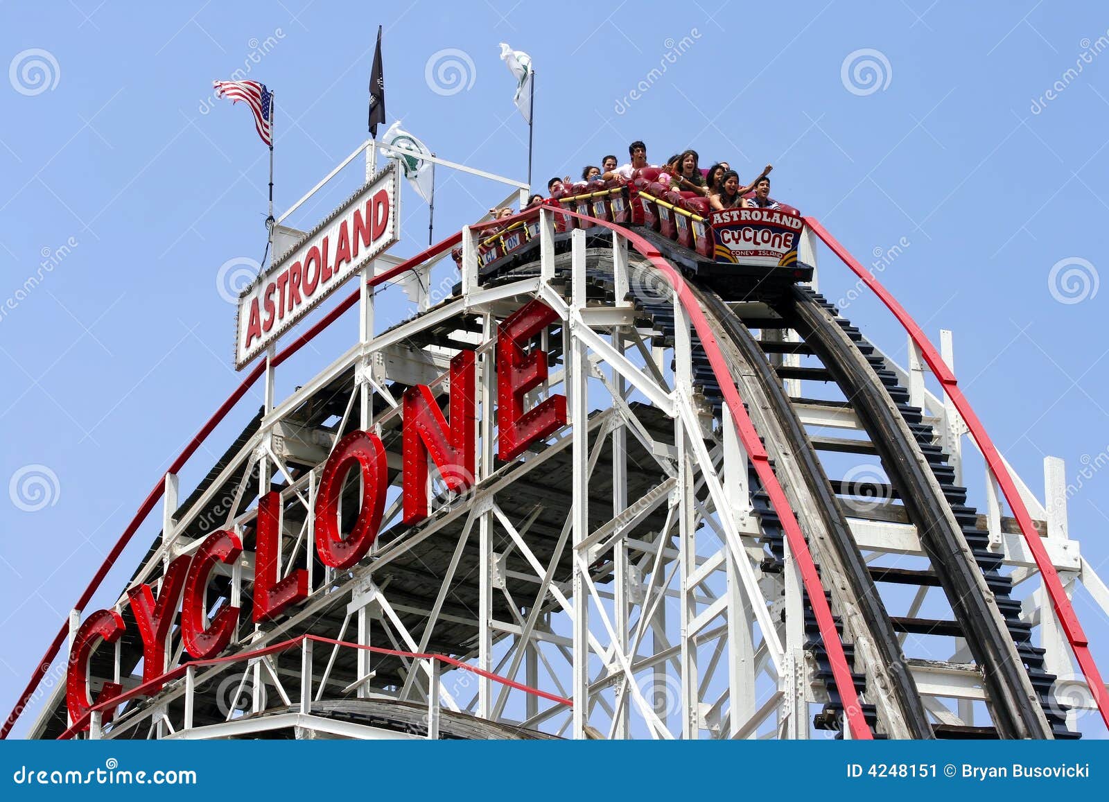 Coney Island Cyclone editorial photo. Image of historic - 4248151