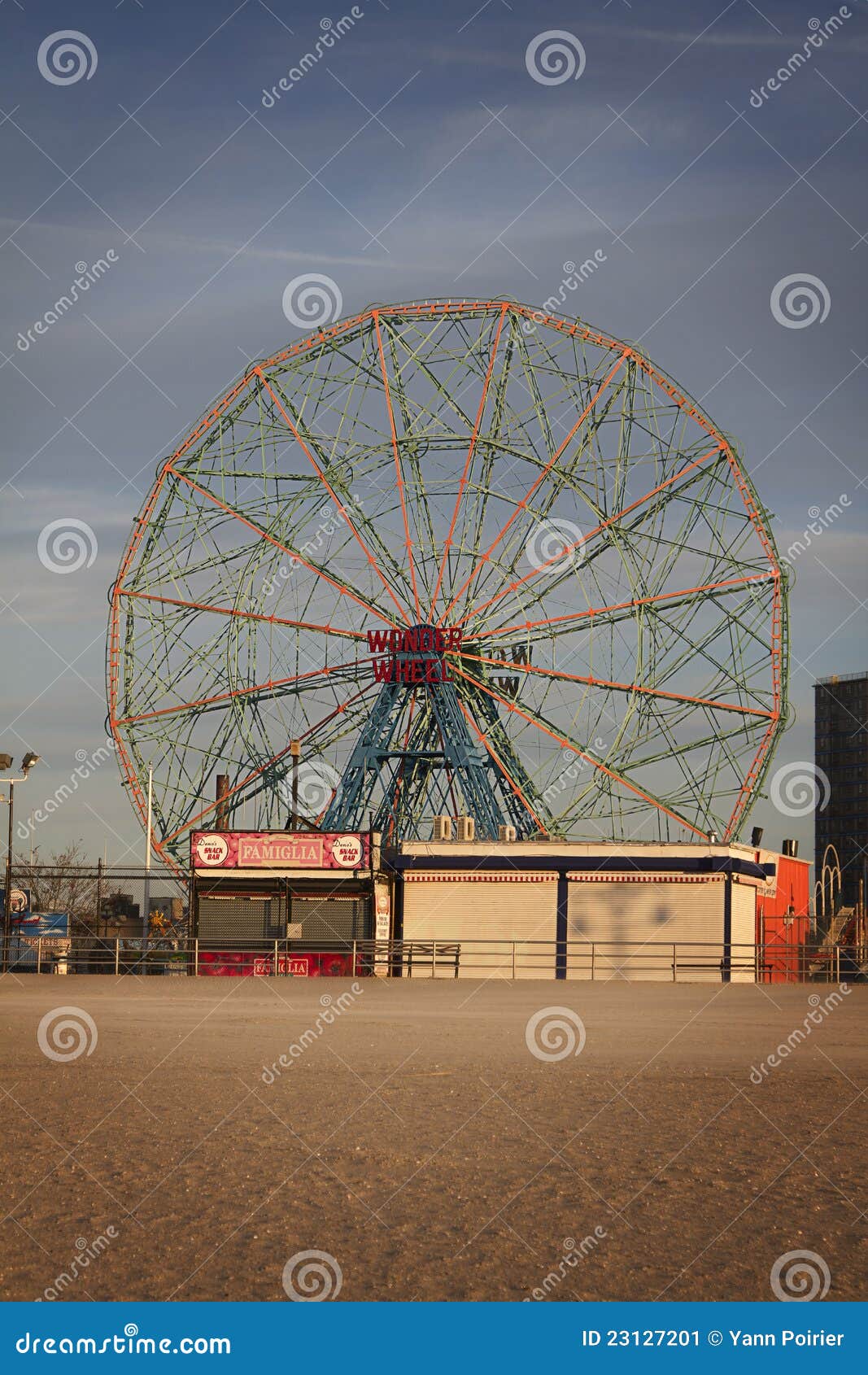 Coney Island Wheel editorial photo. Image of ride, city - 23127201