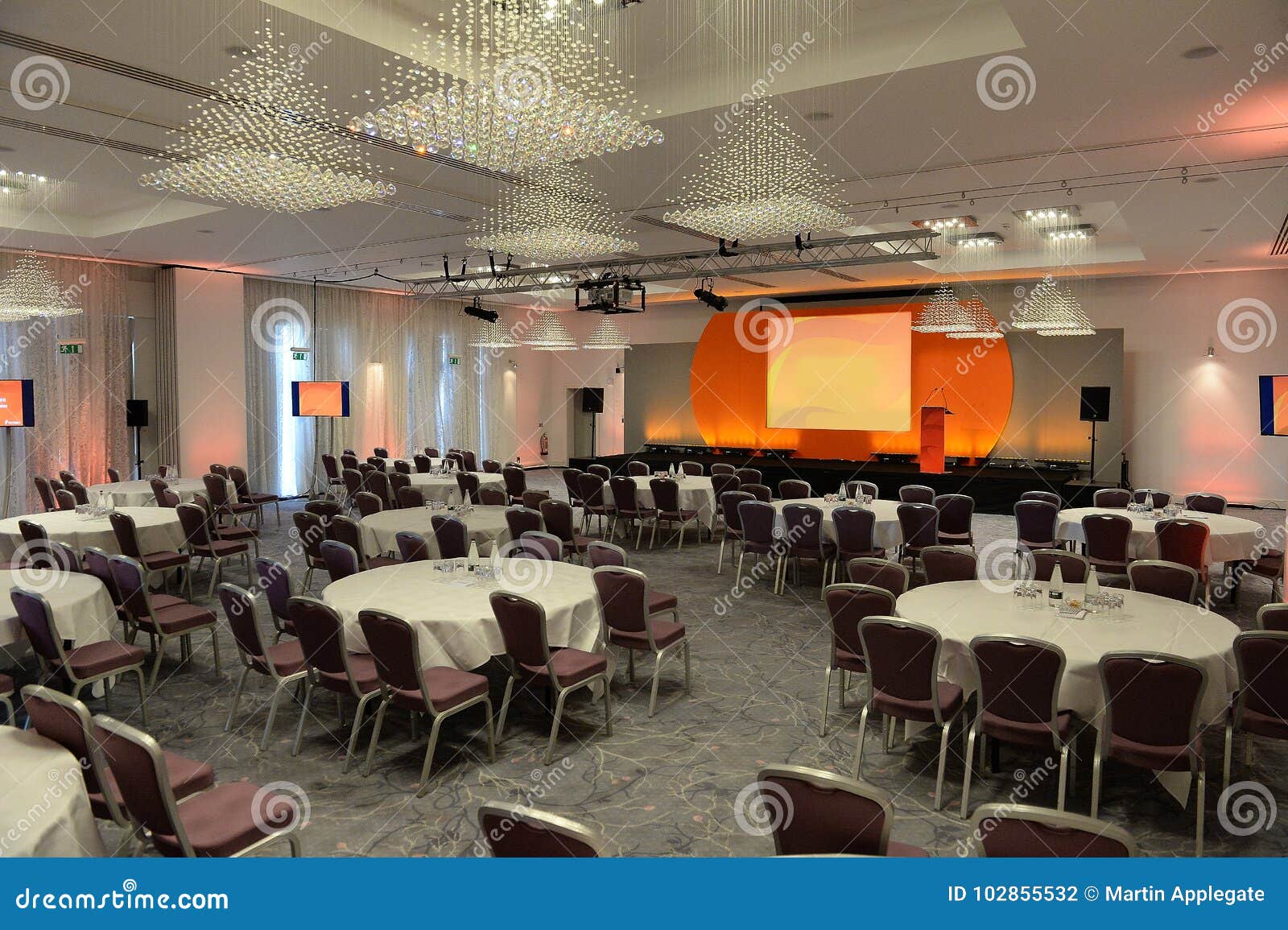 Conference Room Stage Design