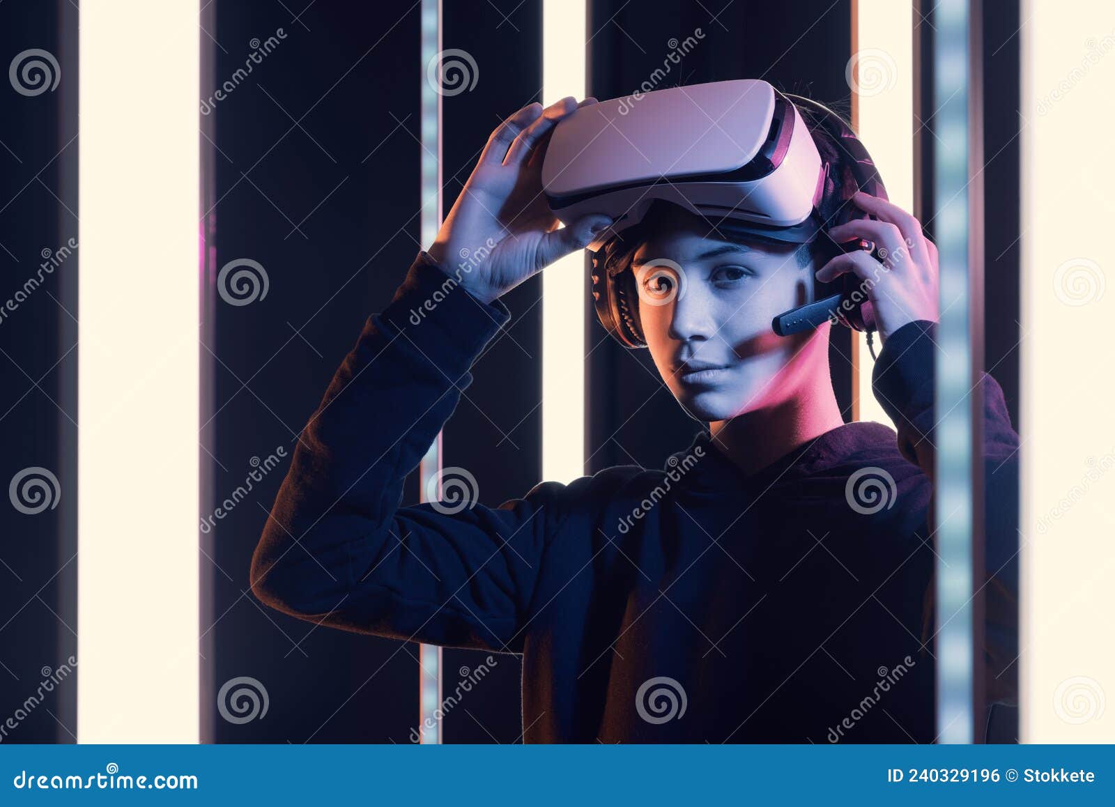Confident Teenager Wearing a VR Headset Stock Photo - Image of gaming ...