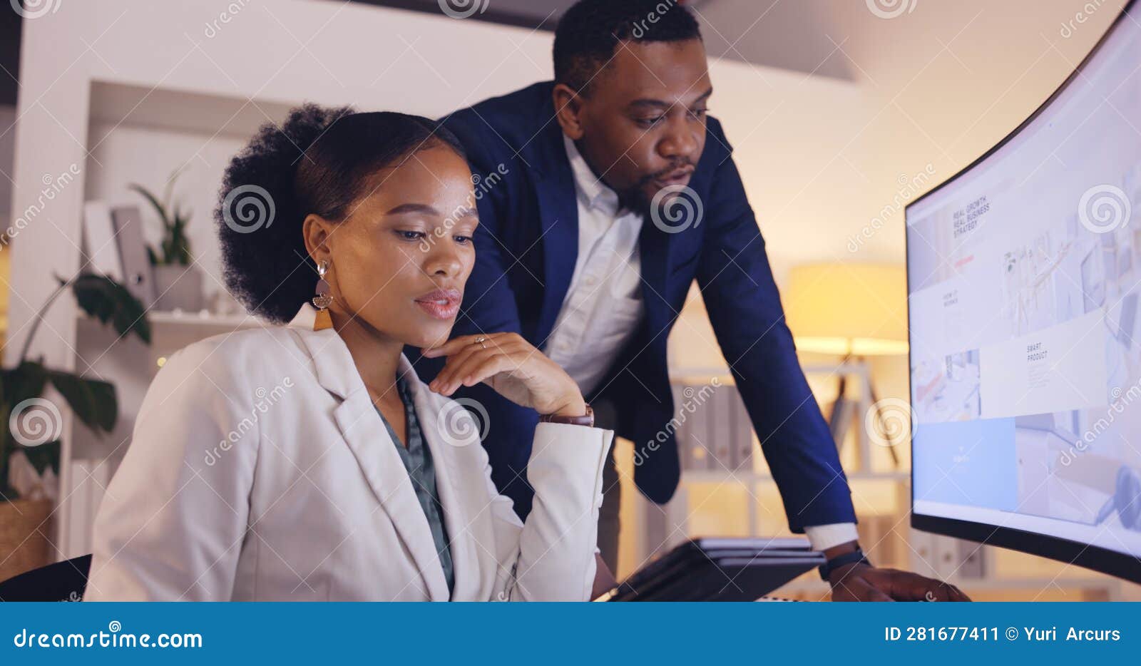 Confused Business People, Team and Talking at Computer for Deadline ...