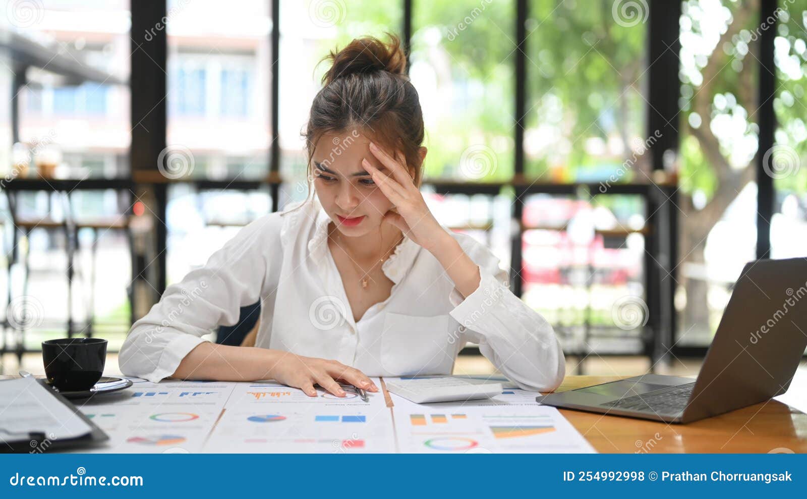 Confused Female Employee Sitting at Her Workplace Thinking of Problem ...