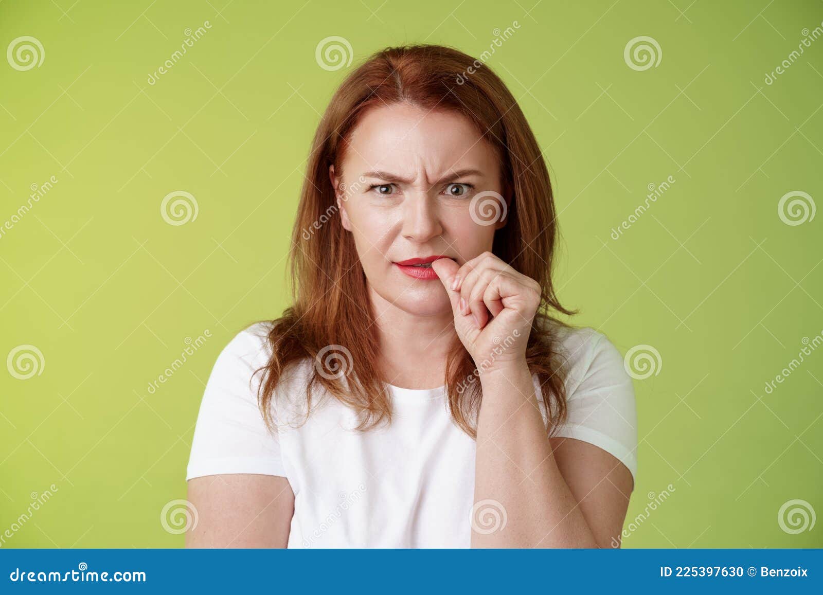 Confused Puzzled Redhead Middle-aged Mother Perplexed Look Troubled ...