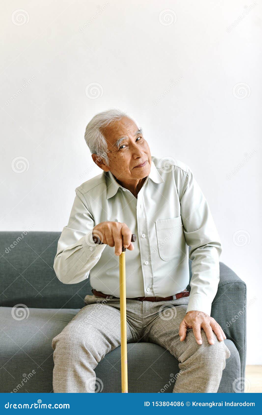 Confusing and Forgetful Elderly Asian Man with Thinking Gesture ...