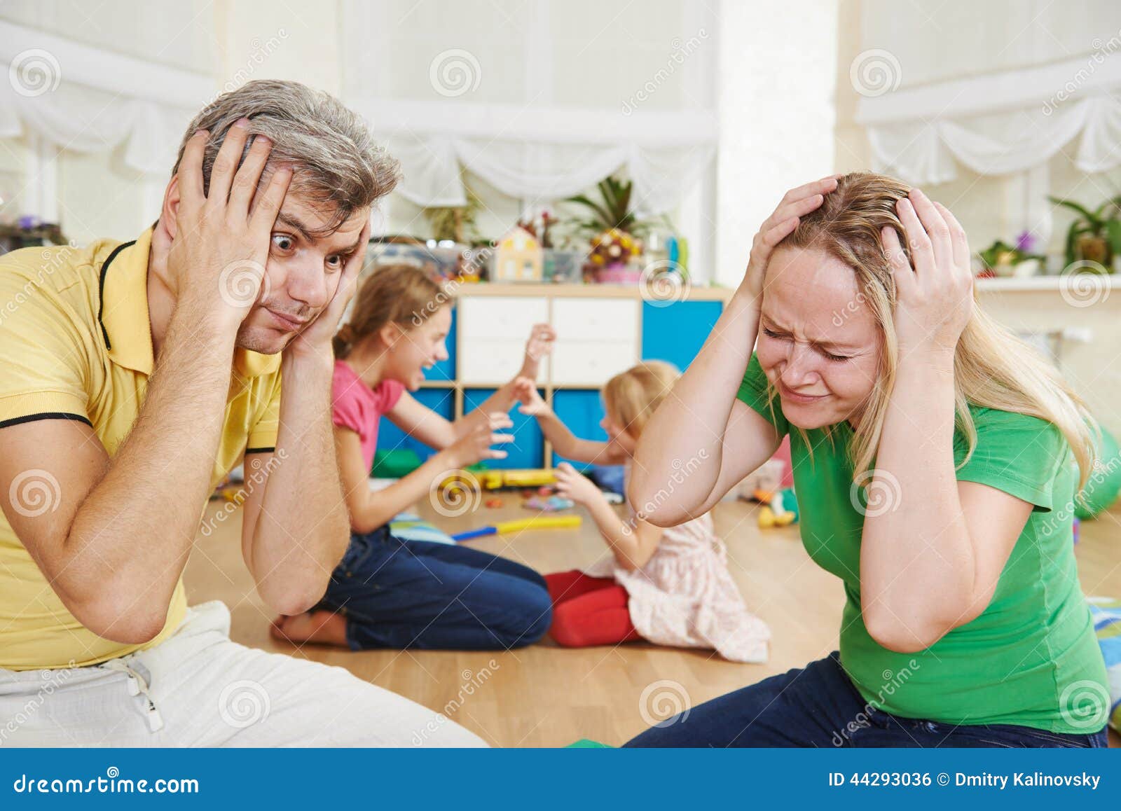 Confusione Nel Crescere Dei Bambini Fotografia Stock - Immagine di ...