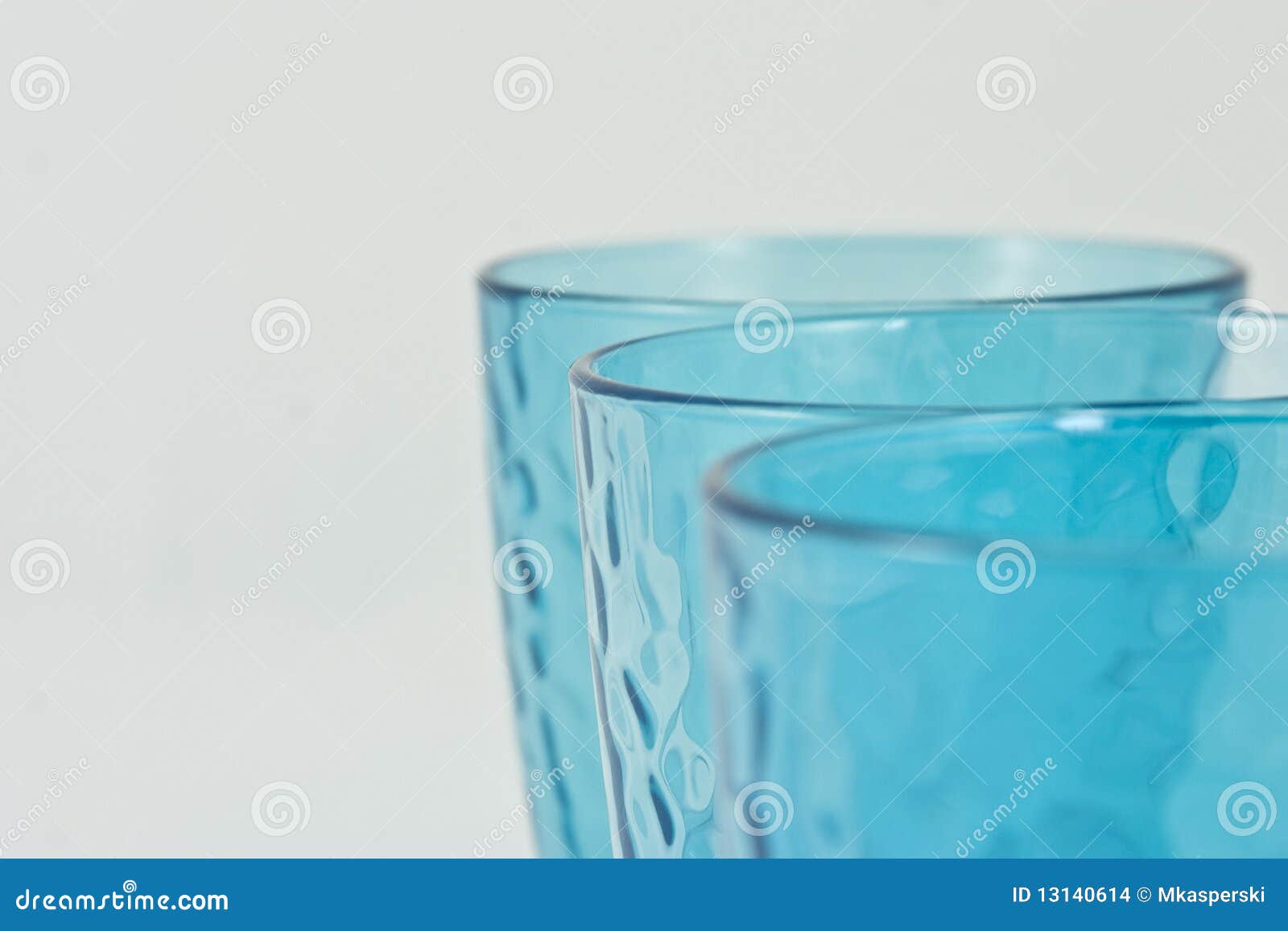 Conjunto De Tres Tazas Azules Foto de archivo - Imagen de partido ...