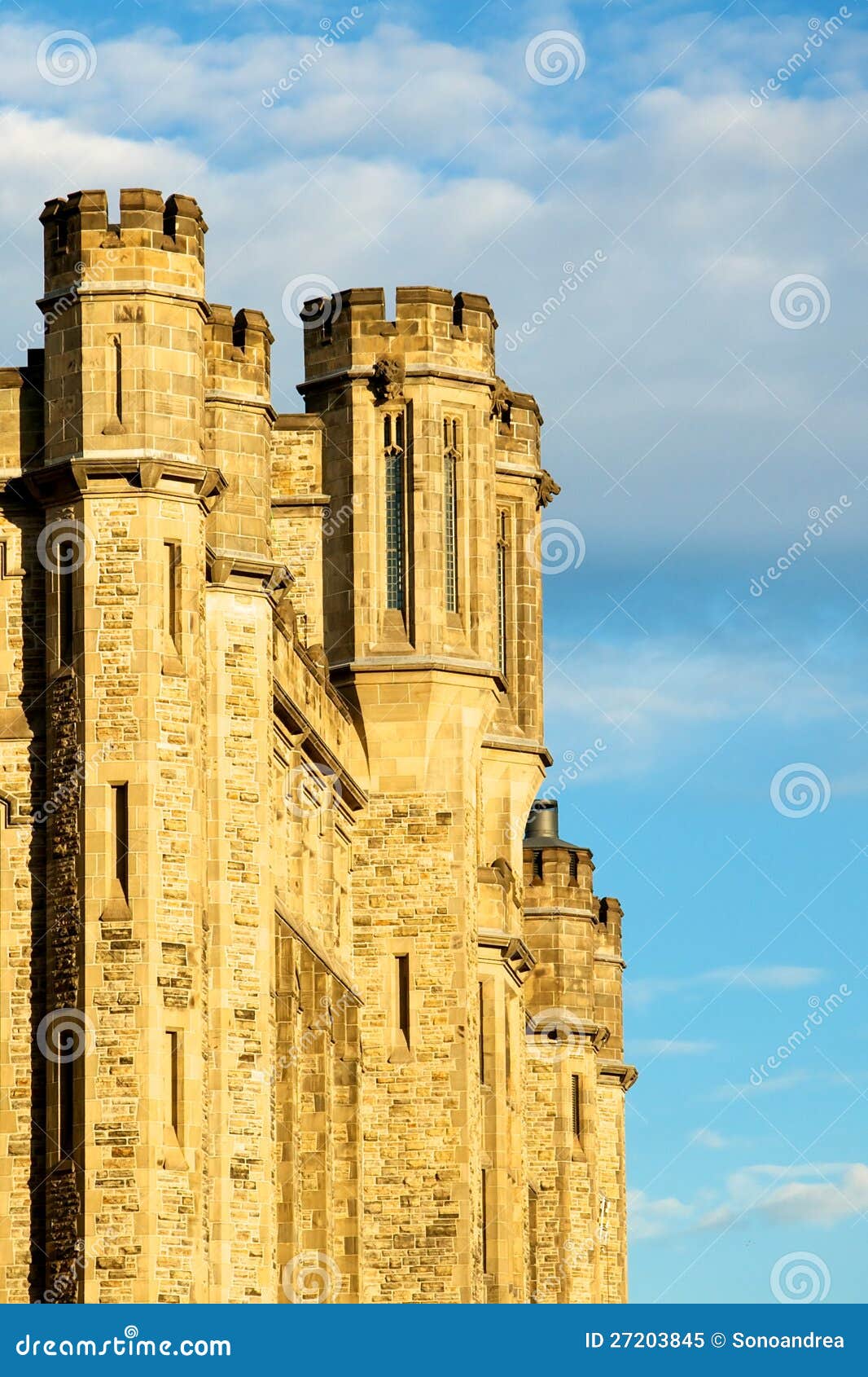 Connaught Building, Ottawa stock image. Image of clouds - 27203845