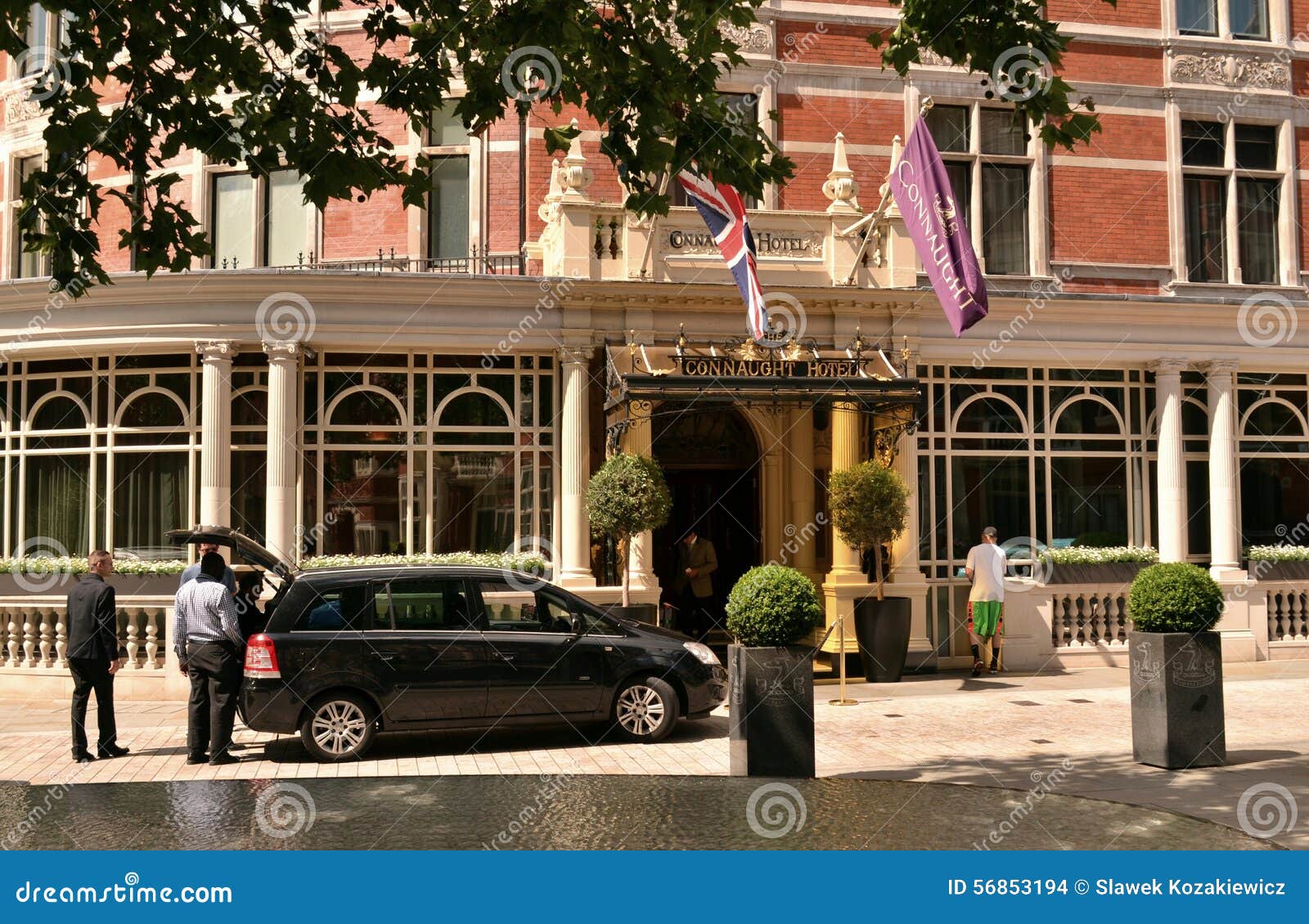 Connaught-Hotel London redaktionelles stockbild. Bild von auto - 56853194