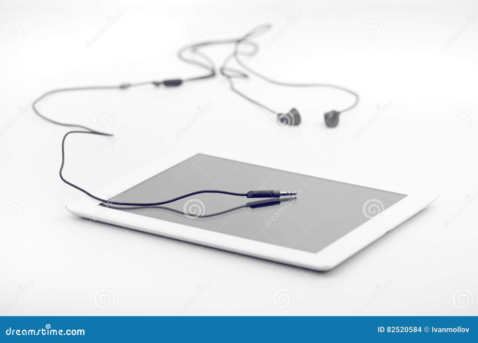 Connecting Earphones Stereo Jack To Tablet Device Stock Photos - Free ...