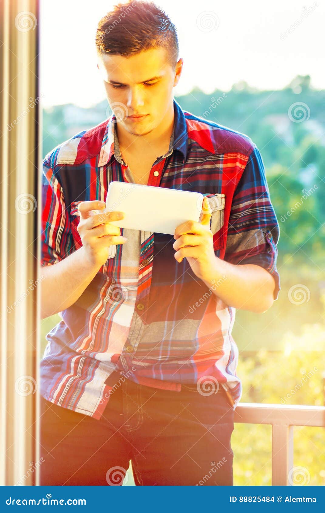 Connecting People All Around the World Using Smartphone Tablet Stock ... Connecting People All Around the World Using Smartphone Tablet Stock ...