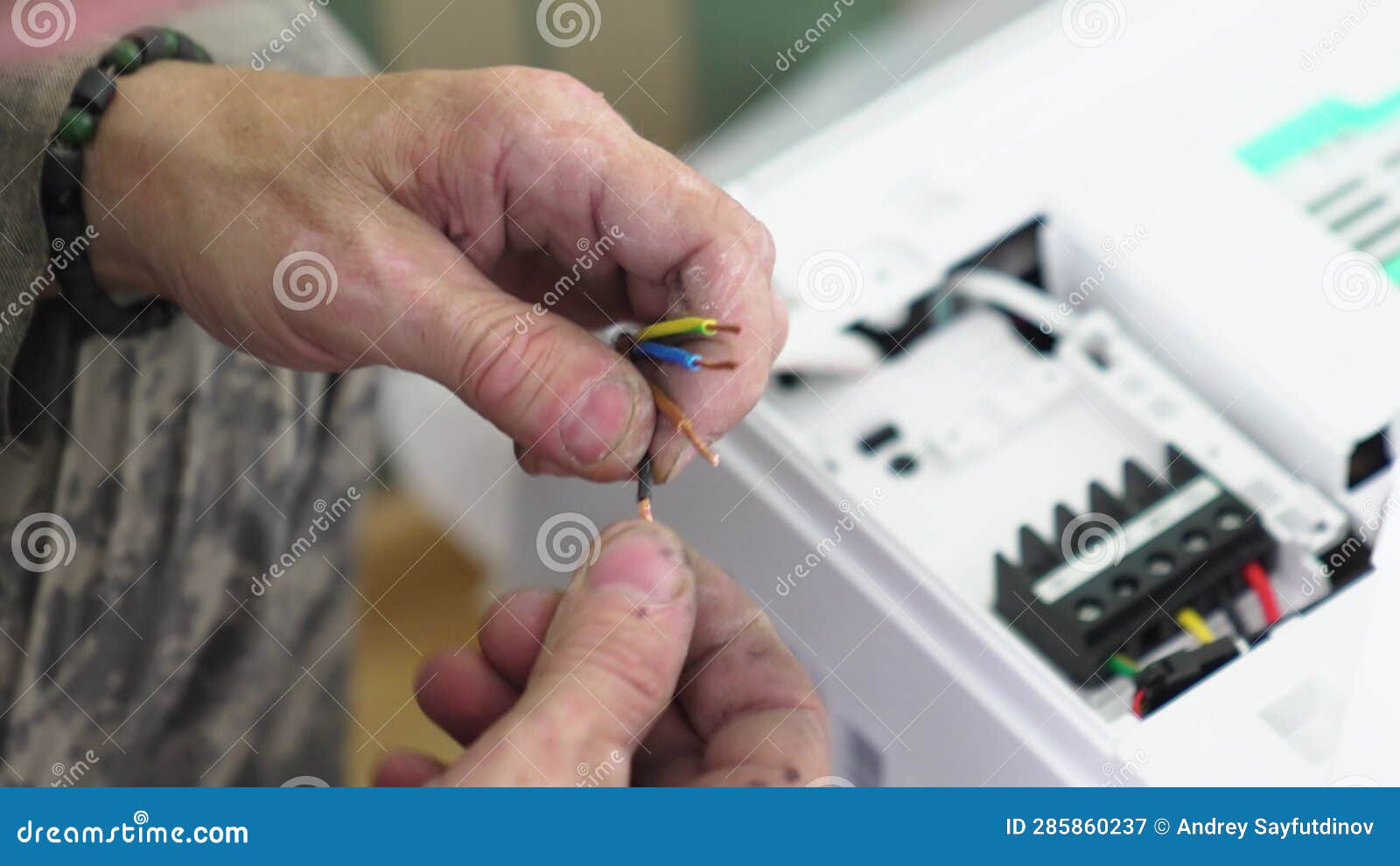 Connection of Electrical Wires of Electrical Appliances, Split Systems ...