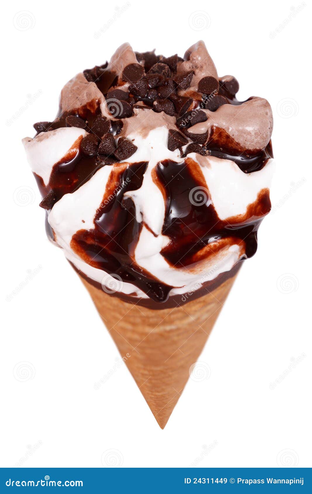 Cono De Helado De Chocolate Aislado Imagen de archivo - Imagen de oblea ...