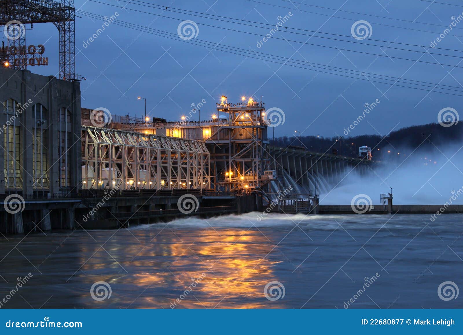 Conowingo dam at night stock image. Image of light, flow - 22680877