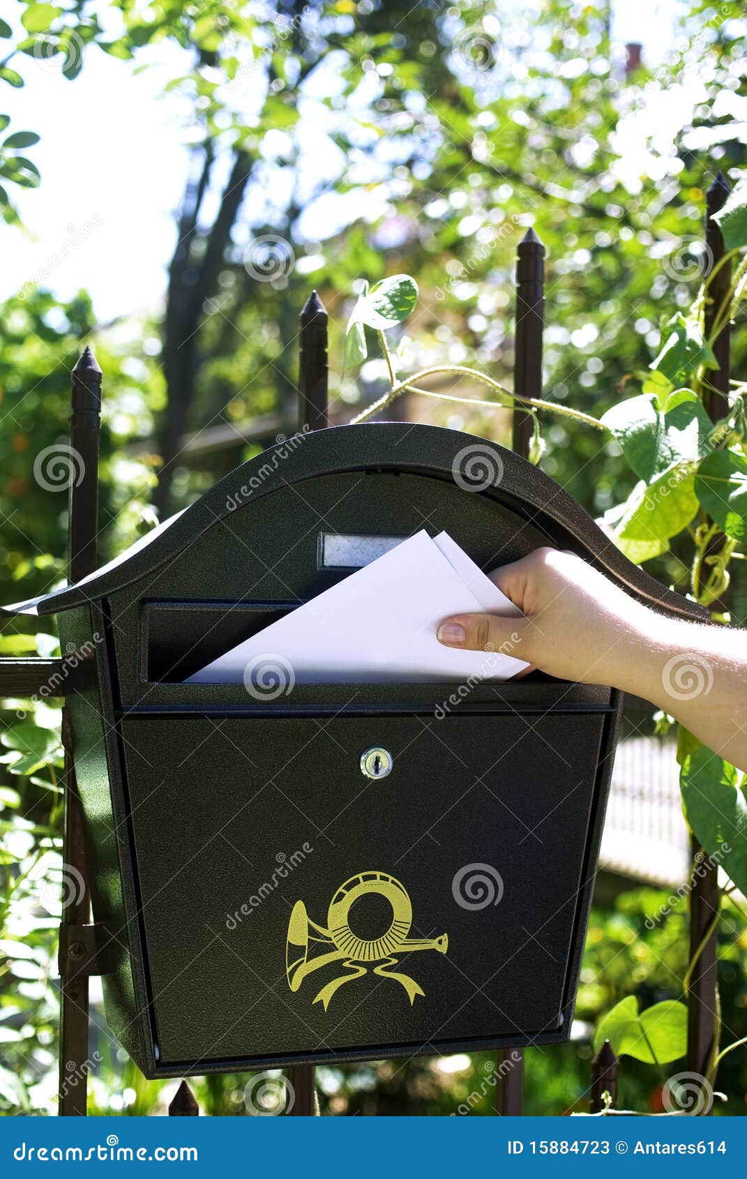 Consegna di posta immagine stock. Immagine di vuoto, comunicazione ...