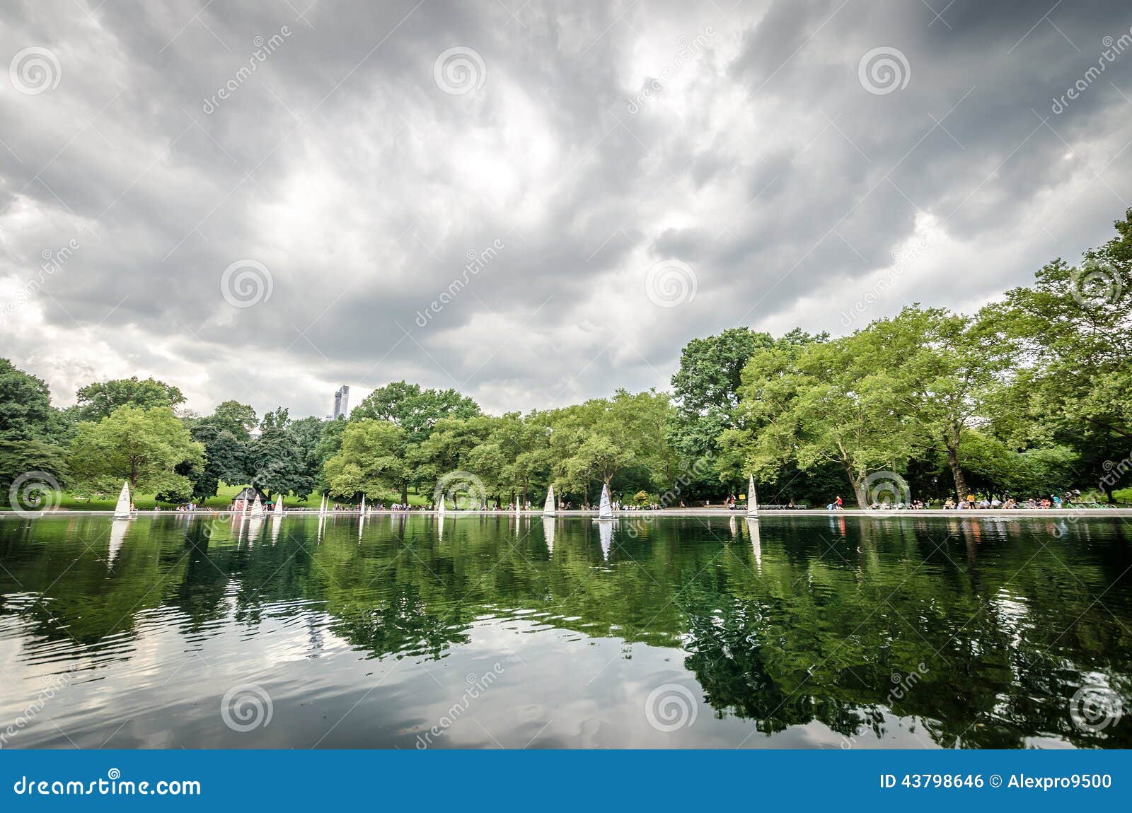 Conservatory Water Pond At Central Park During Summer In New York City ...
