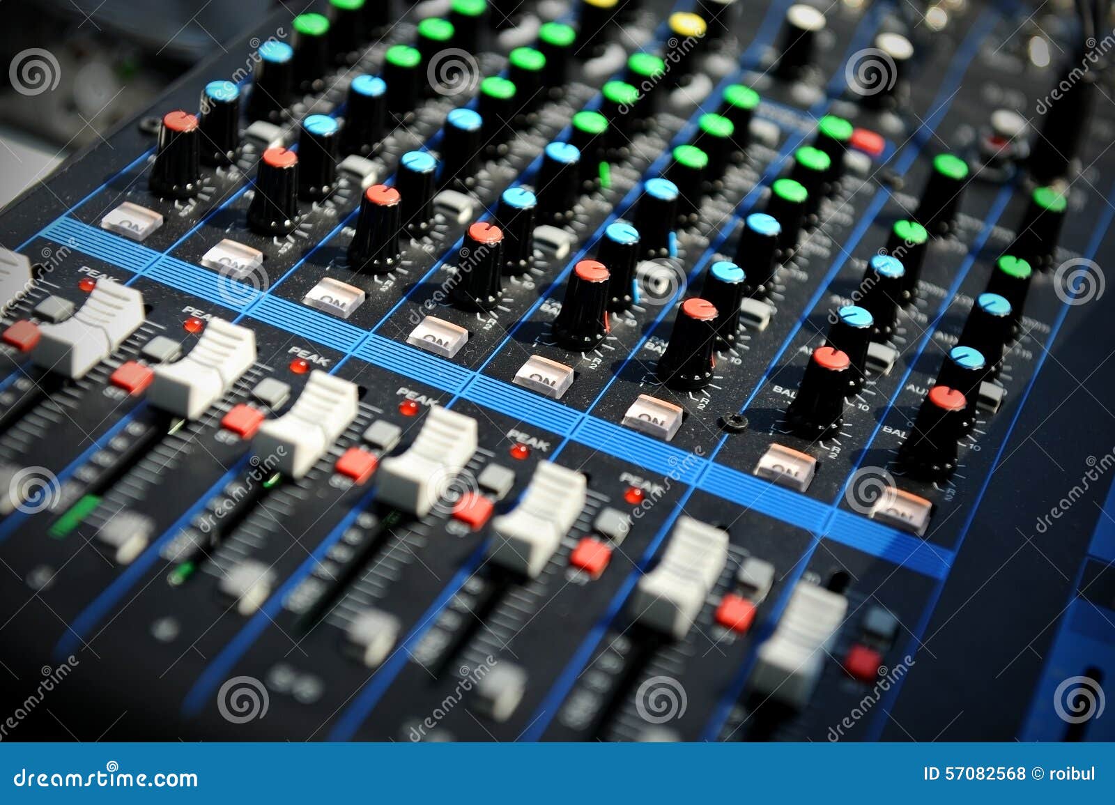 Consola Profesional De Los Sonidos Foto de archivo - Imagen de detalle ...