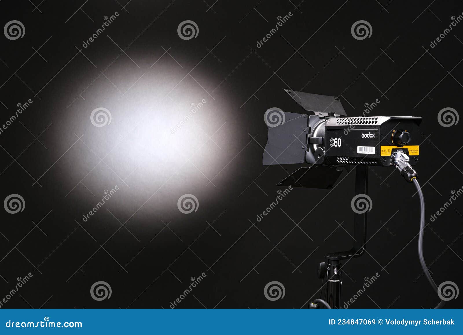 Monoblock Godox Stock Photos - Free & Royalty-Free Stock Photos from ...