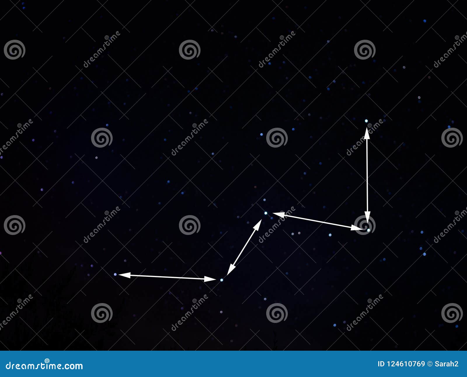Constellatie Van Cassiopeia, Laag in De Hemel Stock Afbeelding - Image ...
