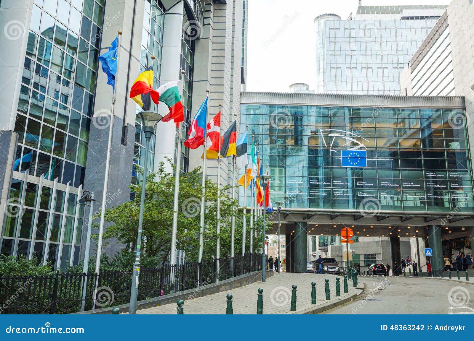 Construção Do Parlamento Europeu Fotografia Editorial - Imagem de ...