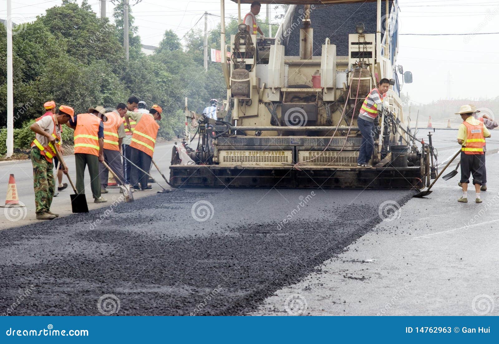 Construcción de carreteras foto de archivo editorial. Imagen de asfalto ...