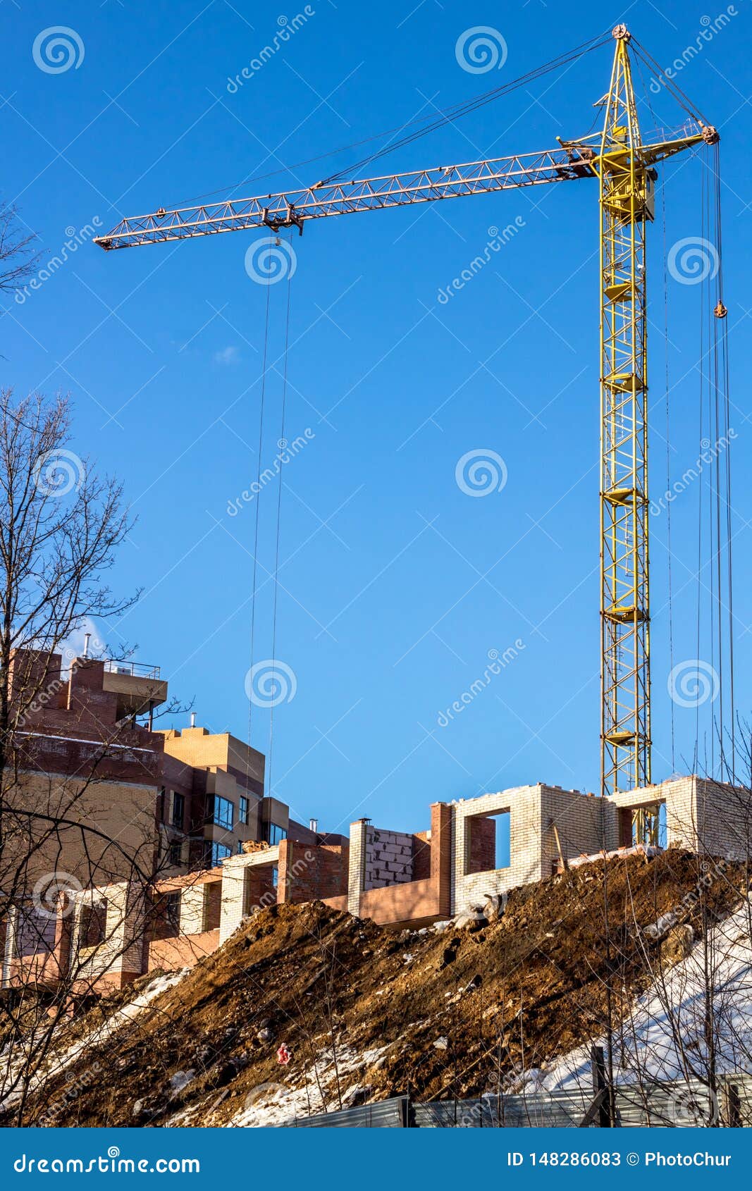 Construcci?n De Un Edificio Alto De Apartamentos Imagen de archivo - Imagen de casa, medio ...