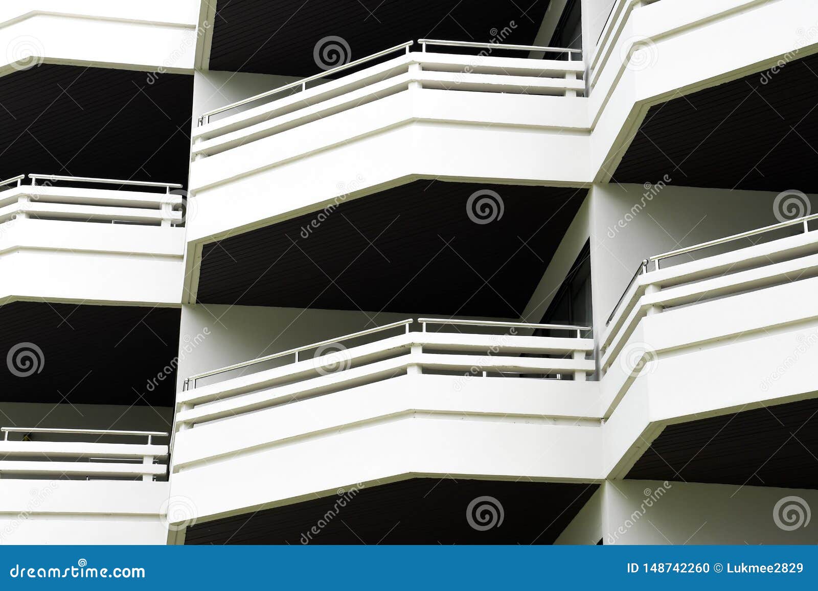 Construcci?n foto de archivo. Imagen de lifestyle, moderno - 148742260