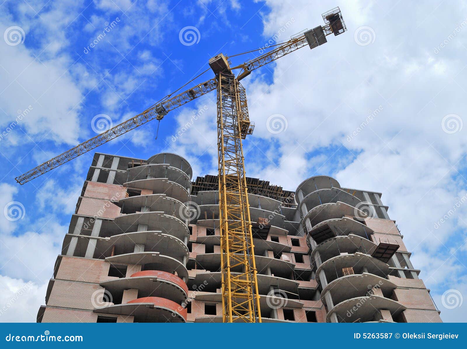 Construcciones De Edificios Imagen de archivo - Imagen de vida, ventana ...