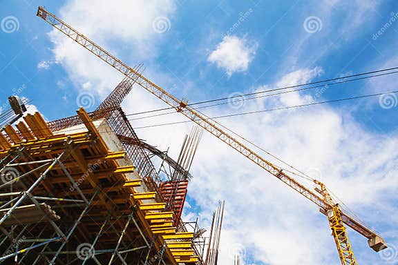 Construcción De Edificios Constructivos Imagen de archivo - Imagen de concreto, metal: 155002863