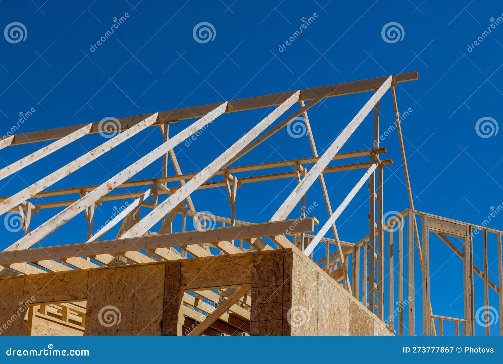 An Construct a Wooden Roof Beam from a Framework of Trusses and Frames ...