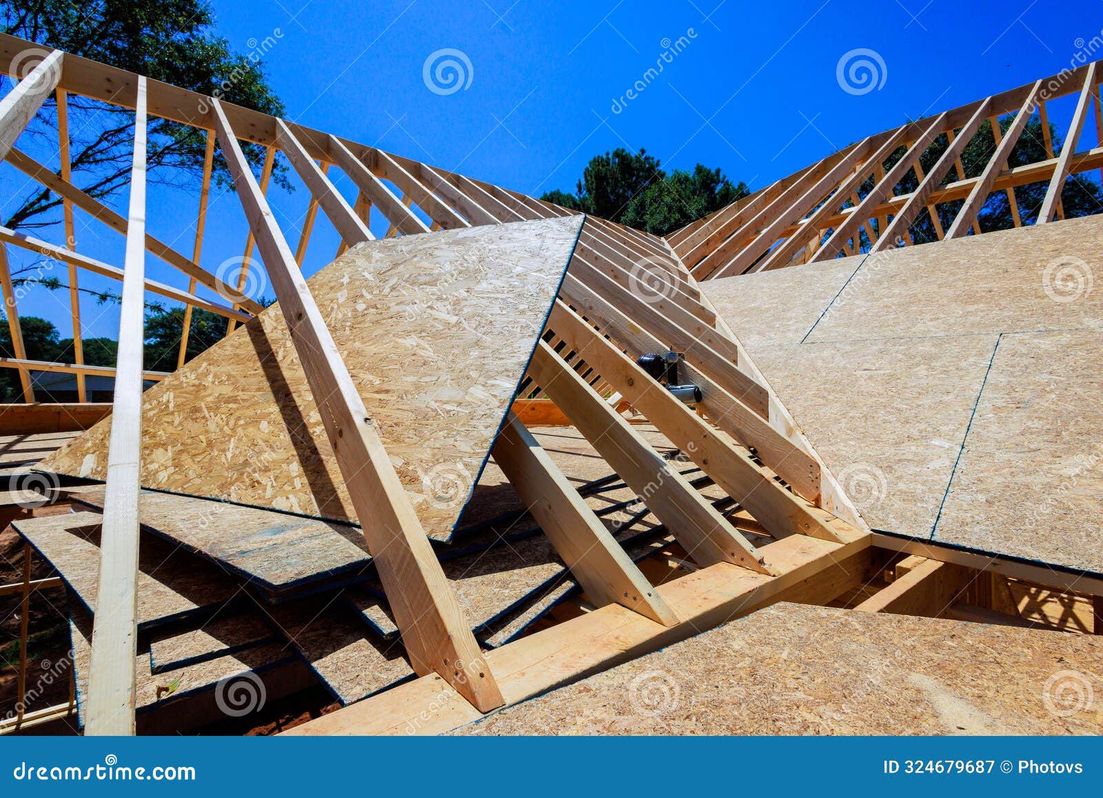 Construct Wooden Roof Beams Using Trusses Frames, Rafters, A Joists ...