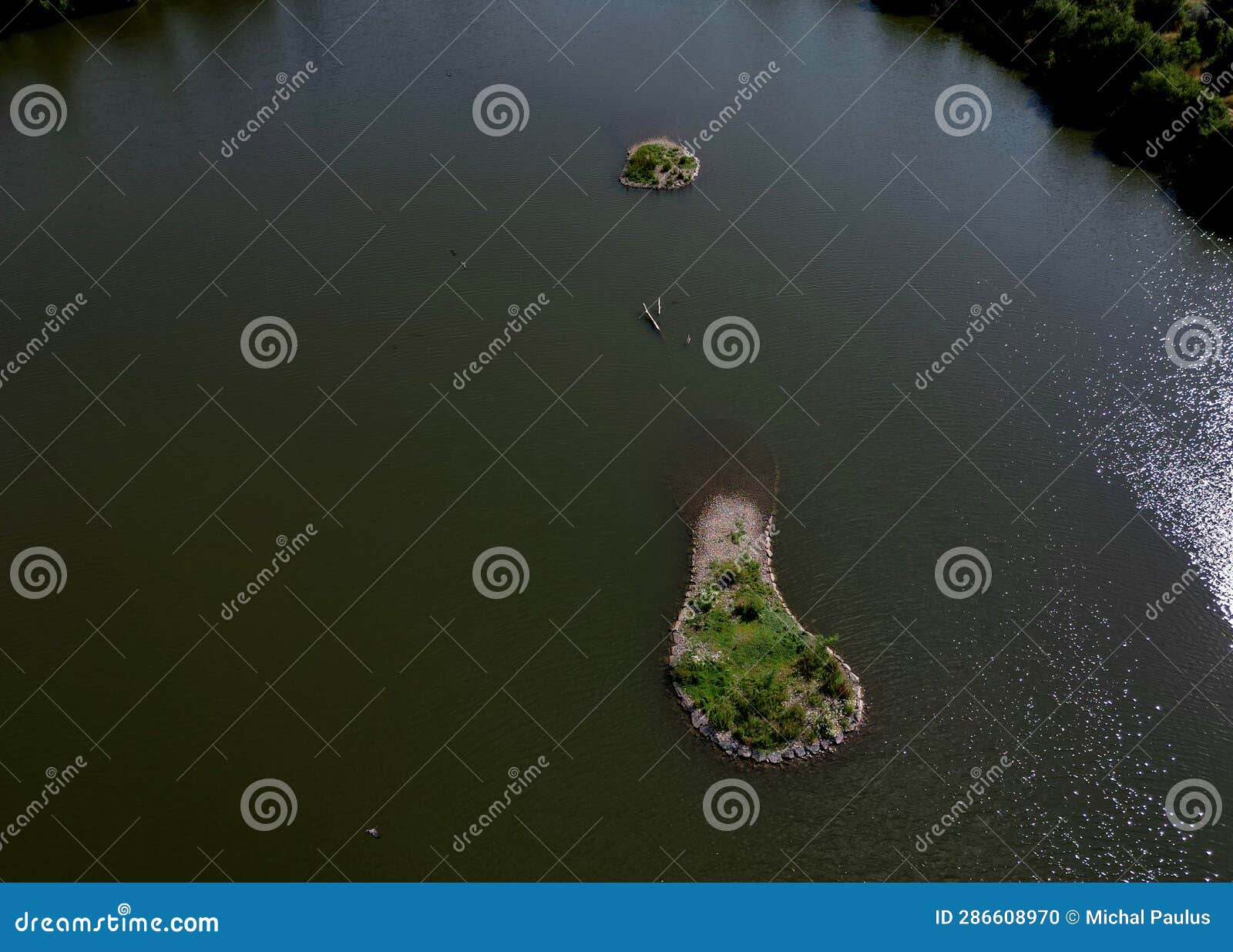 Construction of Artificial Islands with a Gradual Entry into the Water ...