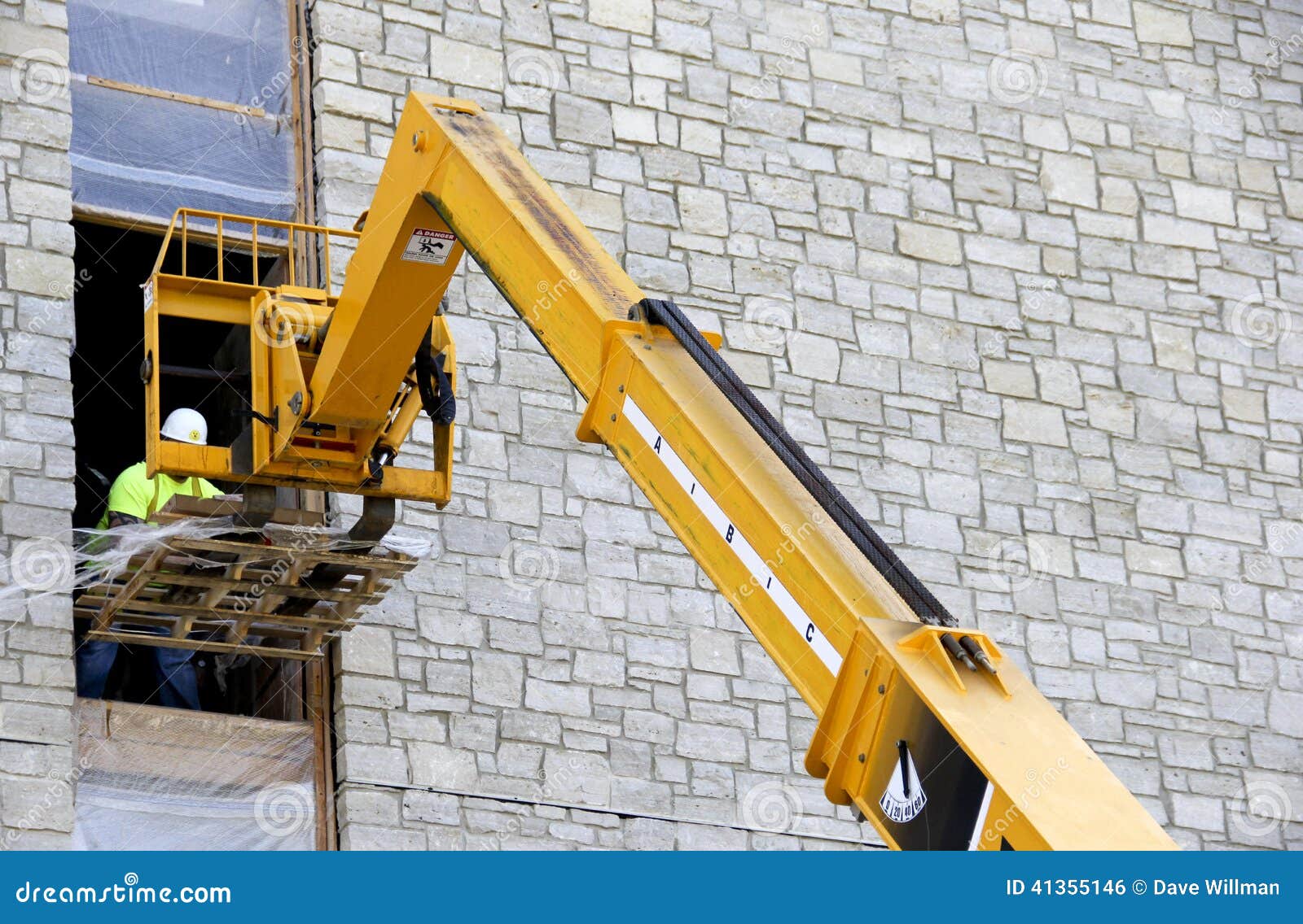 Construction boom lift stock photo. Image of boom, lift - 41355146