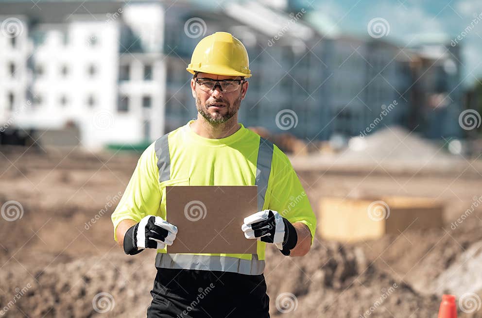 Construction Builder in Building Uniform on Buildings Construction ...