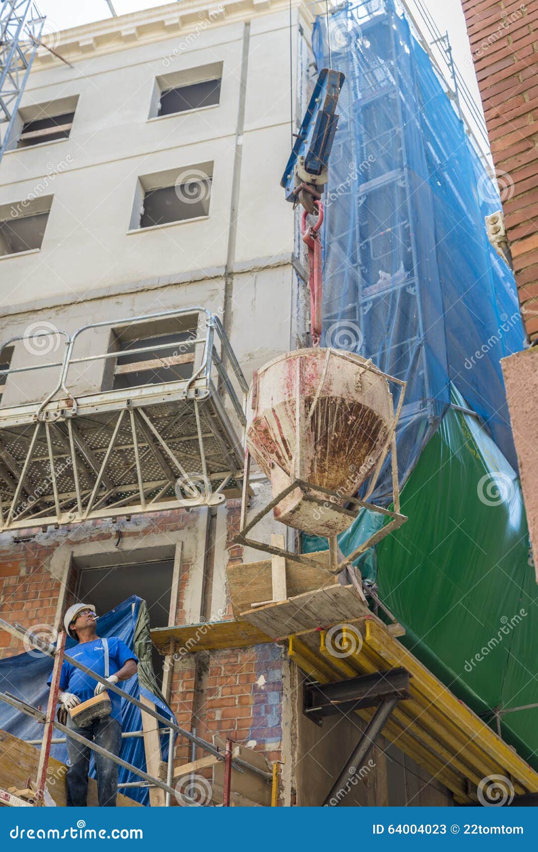 Construction of a Building, Barcelona Editorial Stock Photo - Image of ...