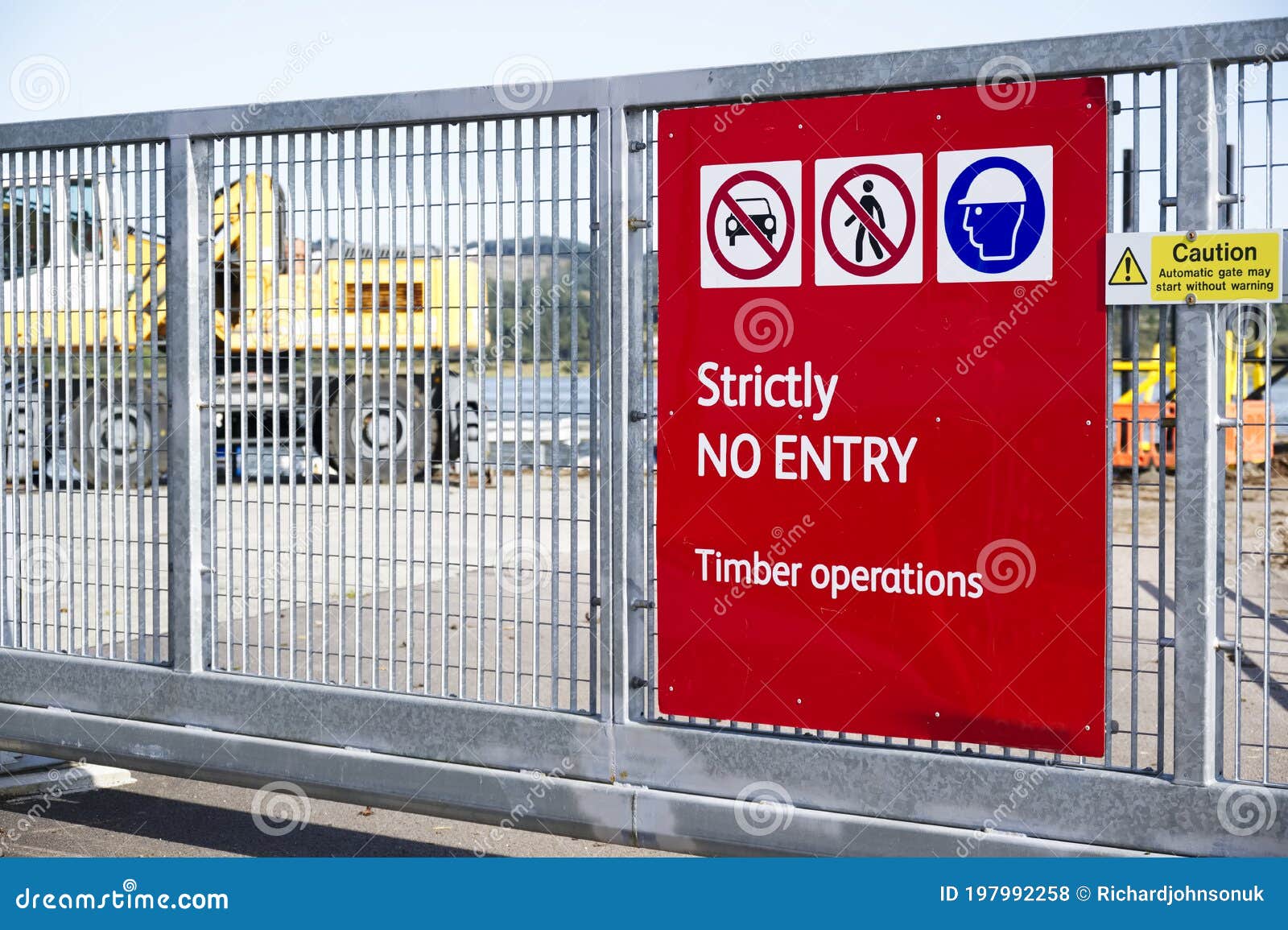 Entrance Gate Signs at Carlo Simmons blog