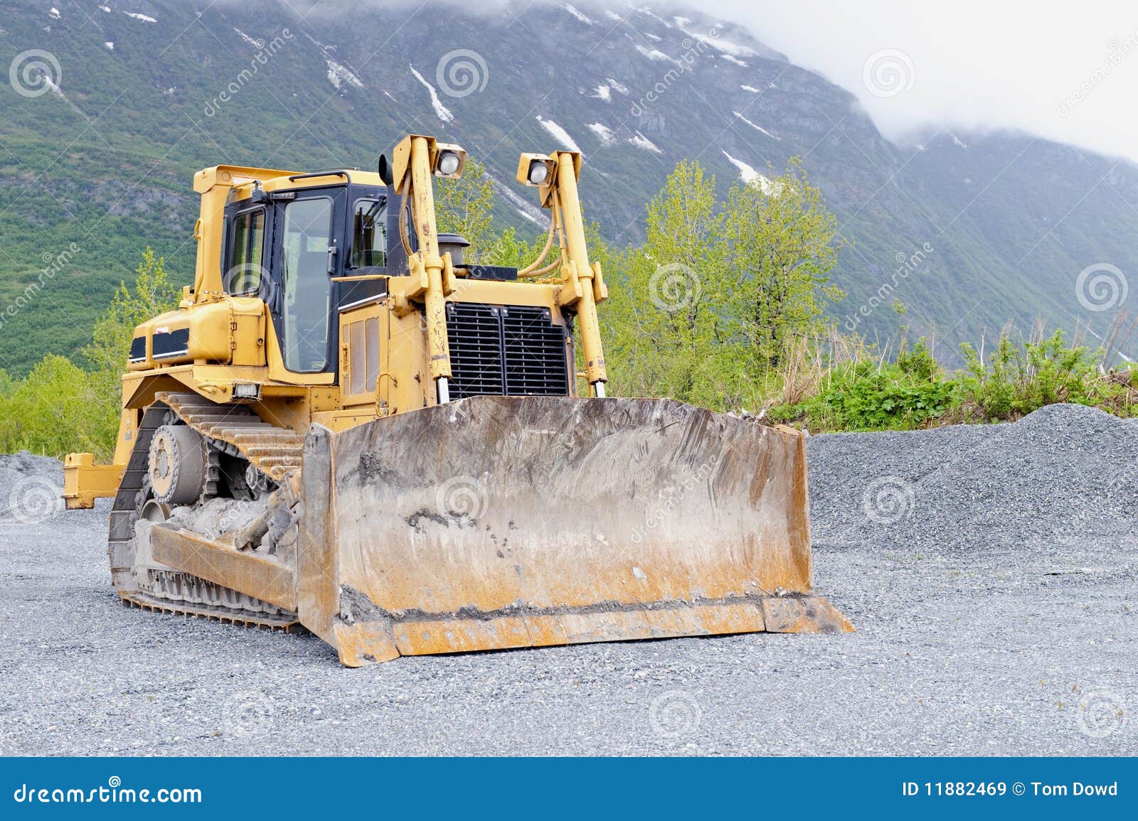 Construction bulldozer stock image. Image of mountainous - 11882469